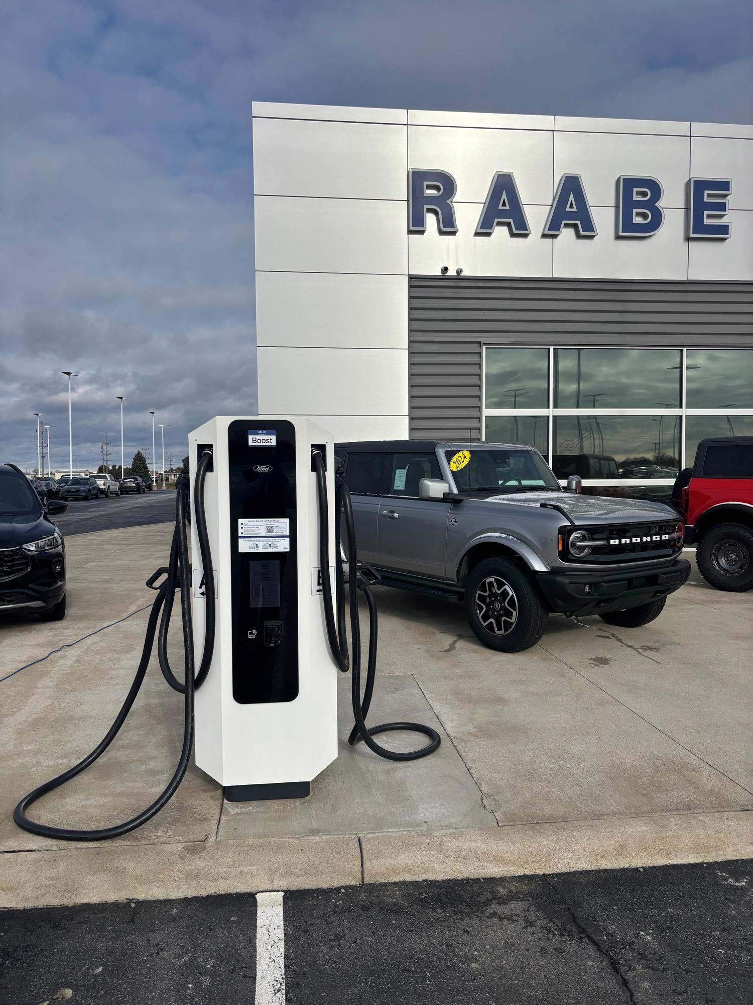 Raabe Ford | Delphos, OH | EV Station