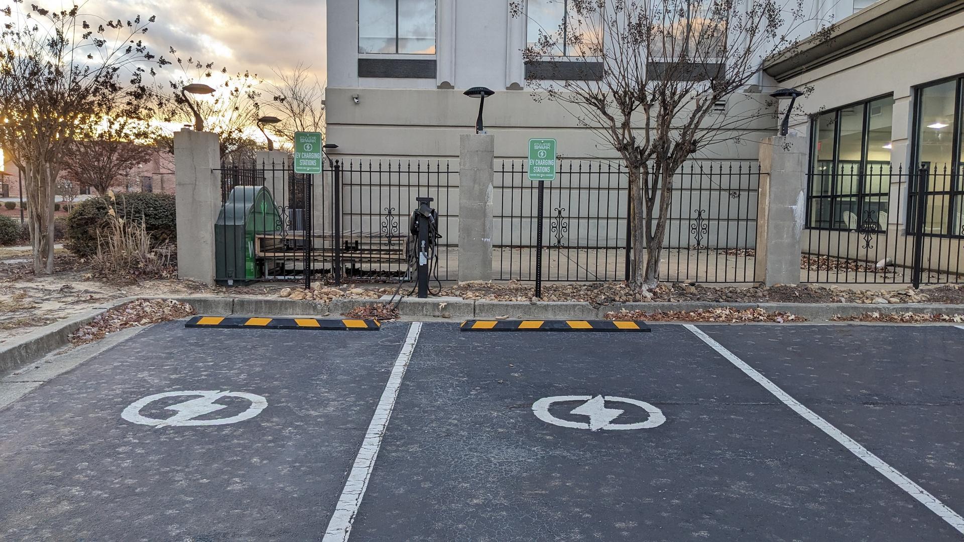 Wingate by Wyndham Atlanta/Fairburn | Fairburn, GA | EV Station