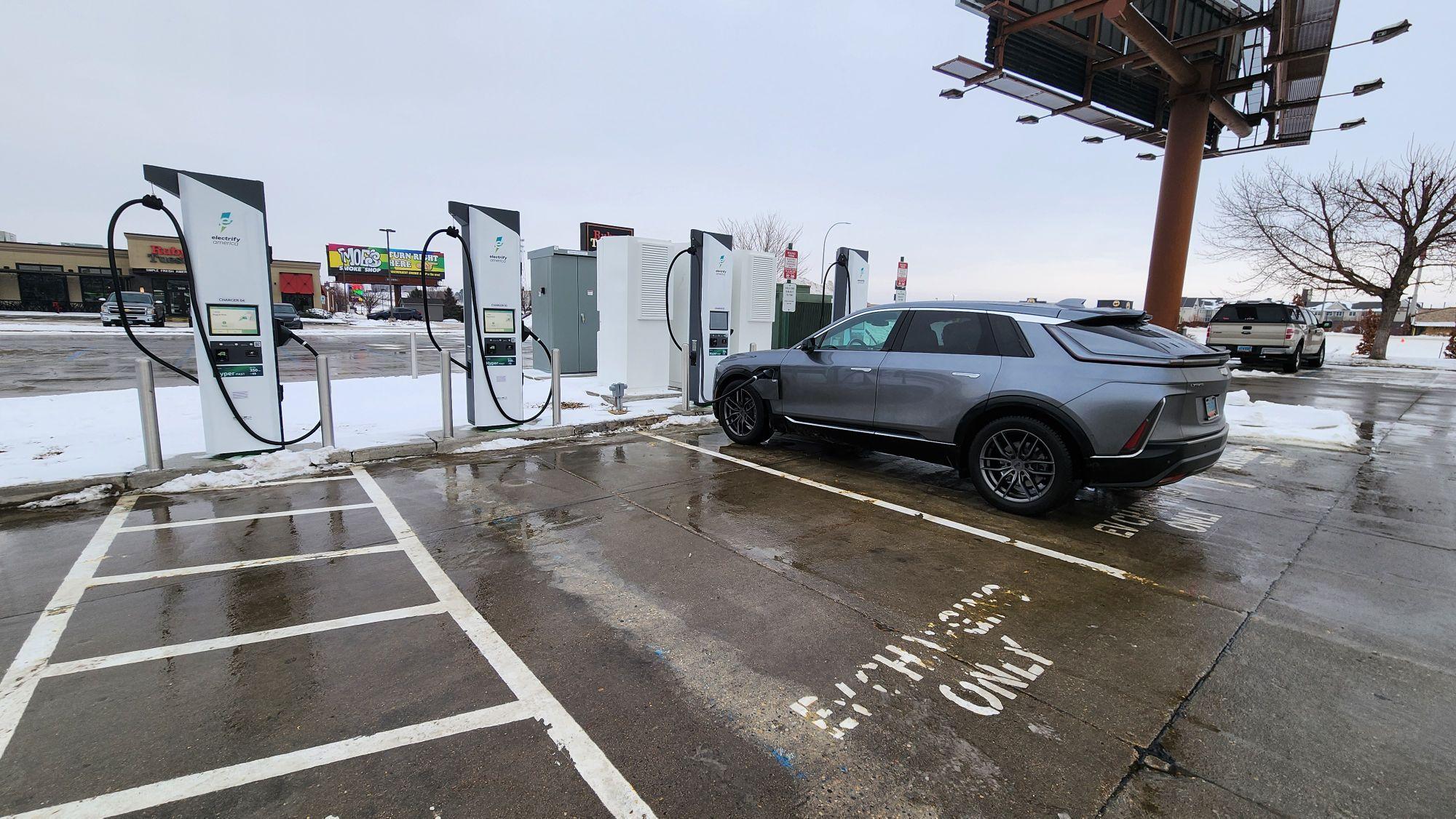 Menards Bismarck | Bismarck, ND | EV Station