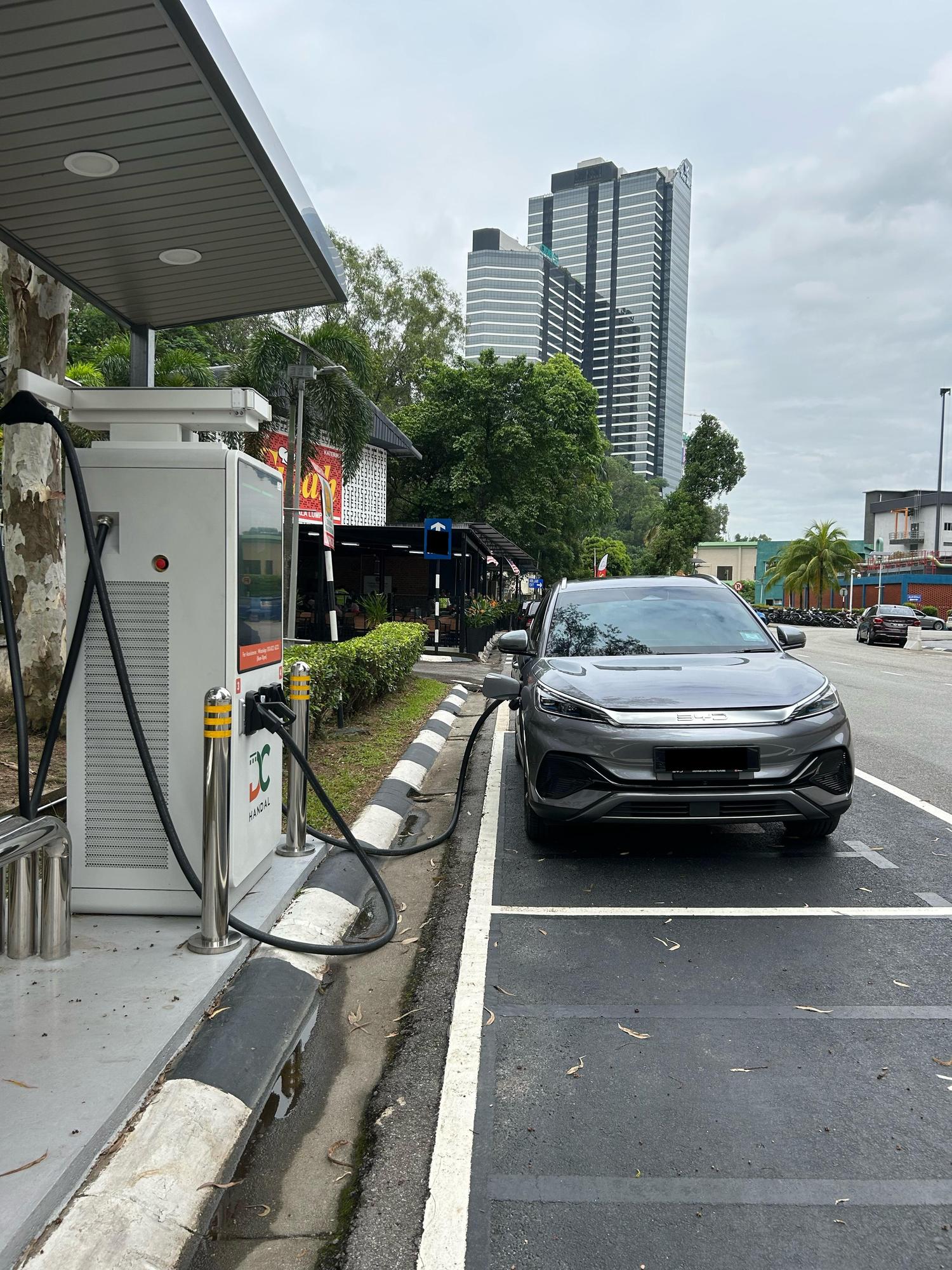 Menara MATRADE West Wing by DC Handal [2 x 200 kW | 4 DCs] | Kuala ...