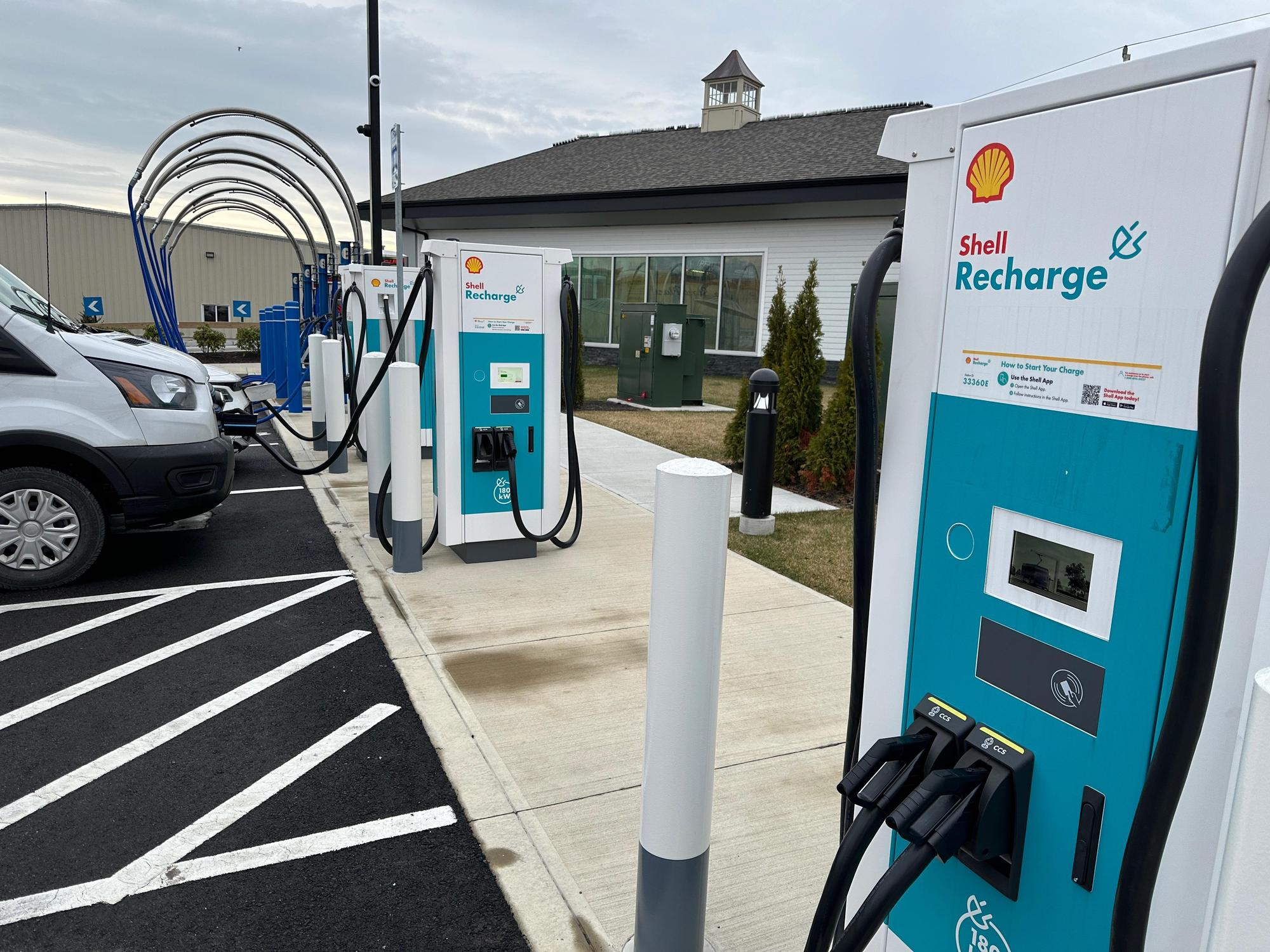 Shell Newport | Newport, RI | EV Station