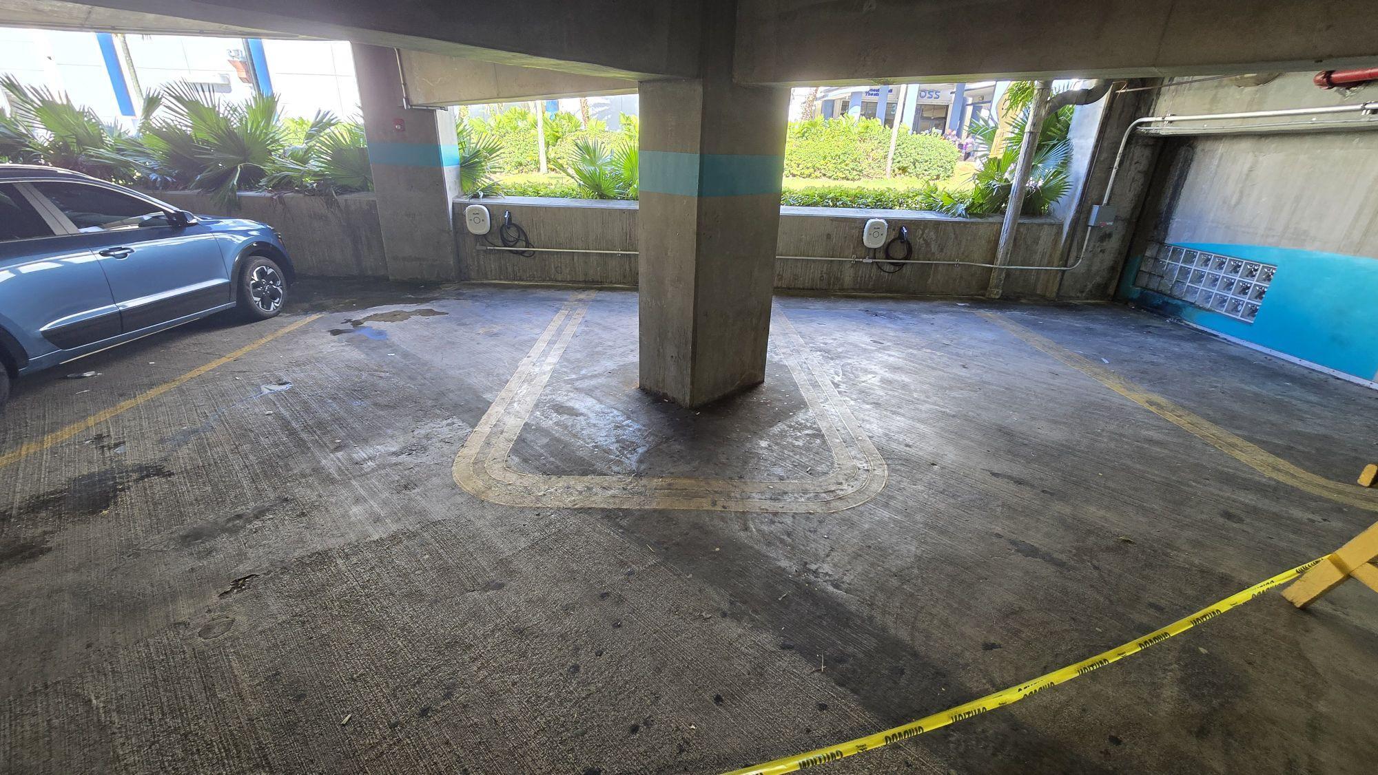 FlowEV - Micronesia Mall | South Parking Garage, 1088 W Marine Corps Dr ...