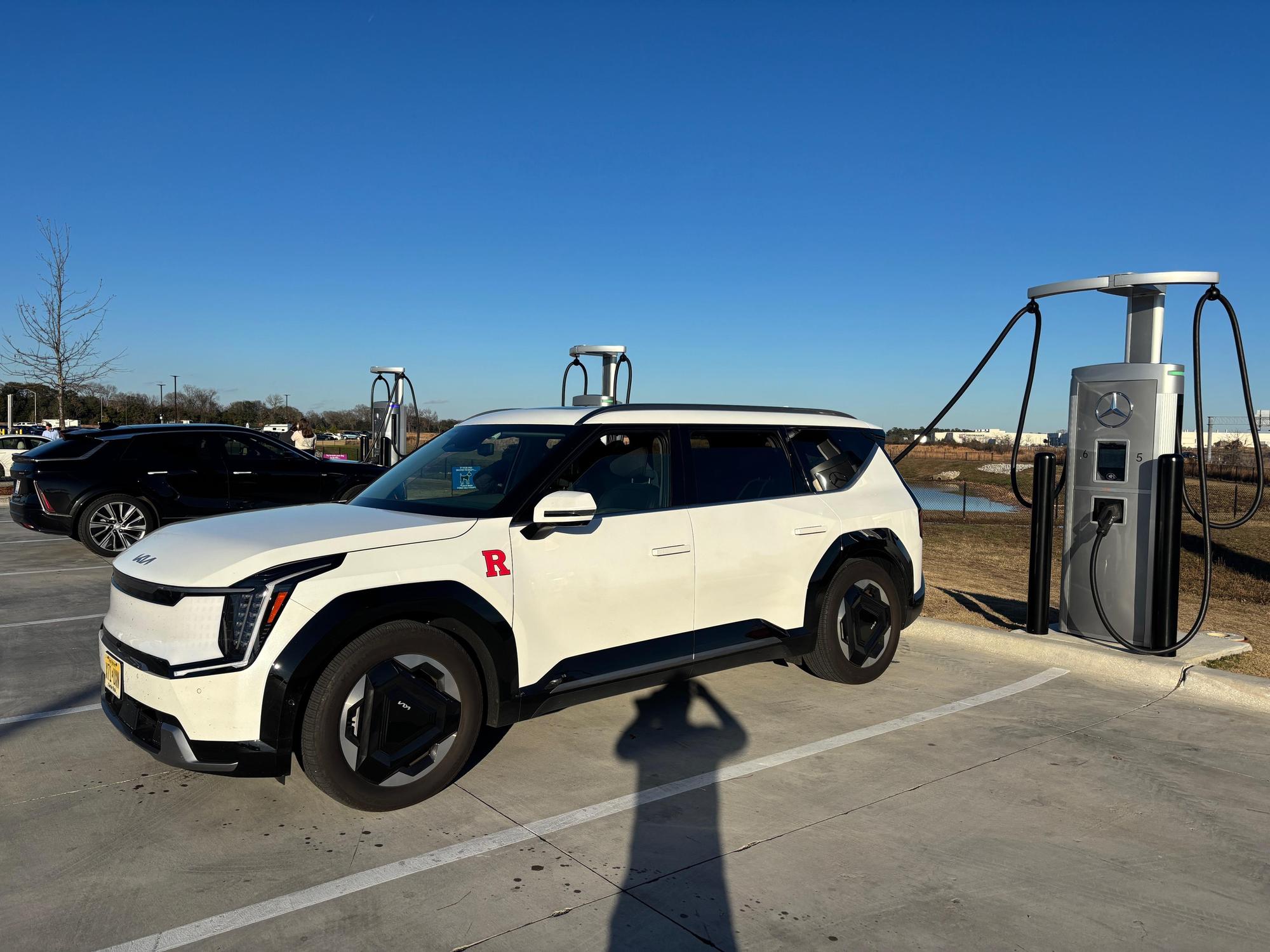 Buc-ee's Florence | MB High-Power Charging | Florence, SC | EV Station