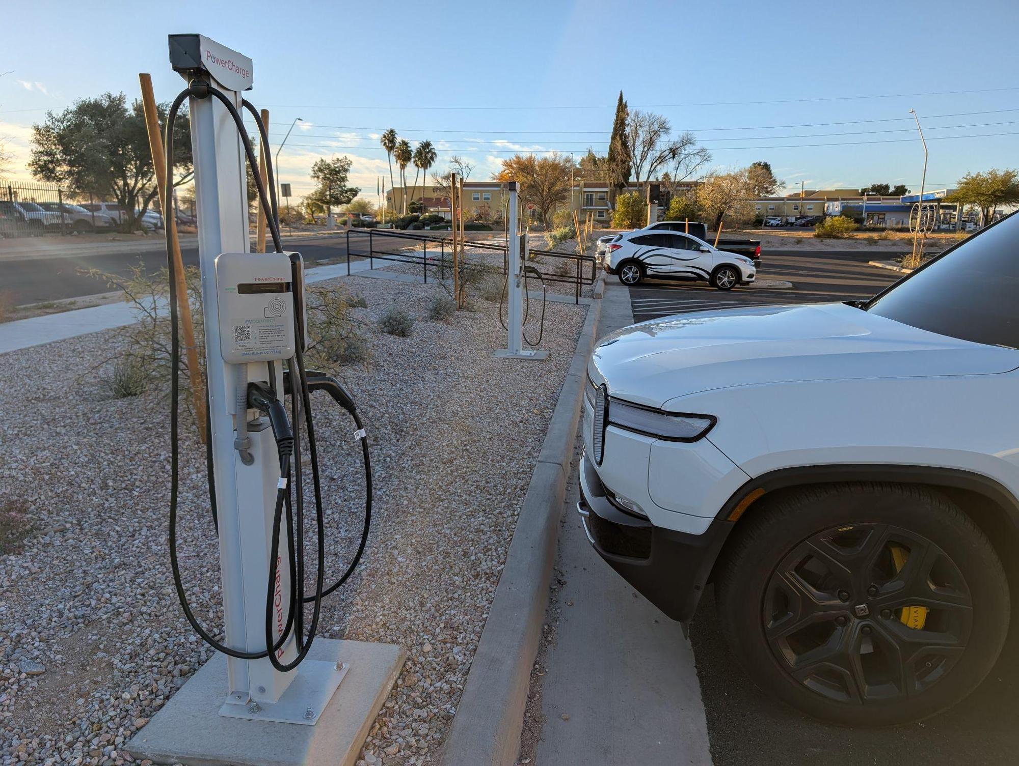 Tractor Supply Tucson NE | Tucson, AZ | EV Station