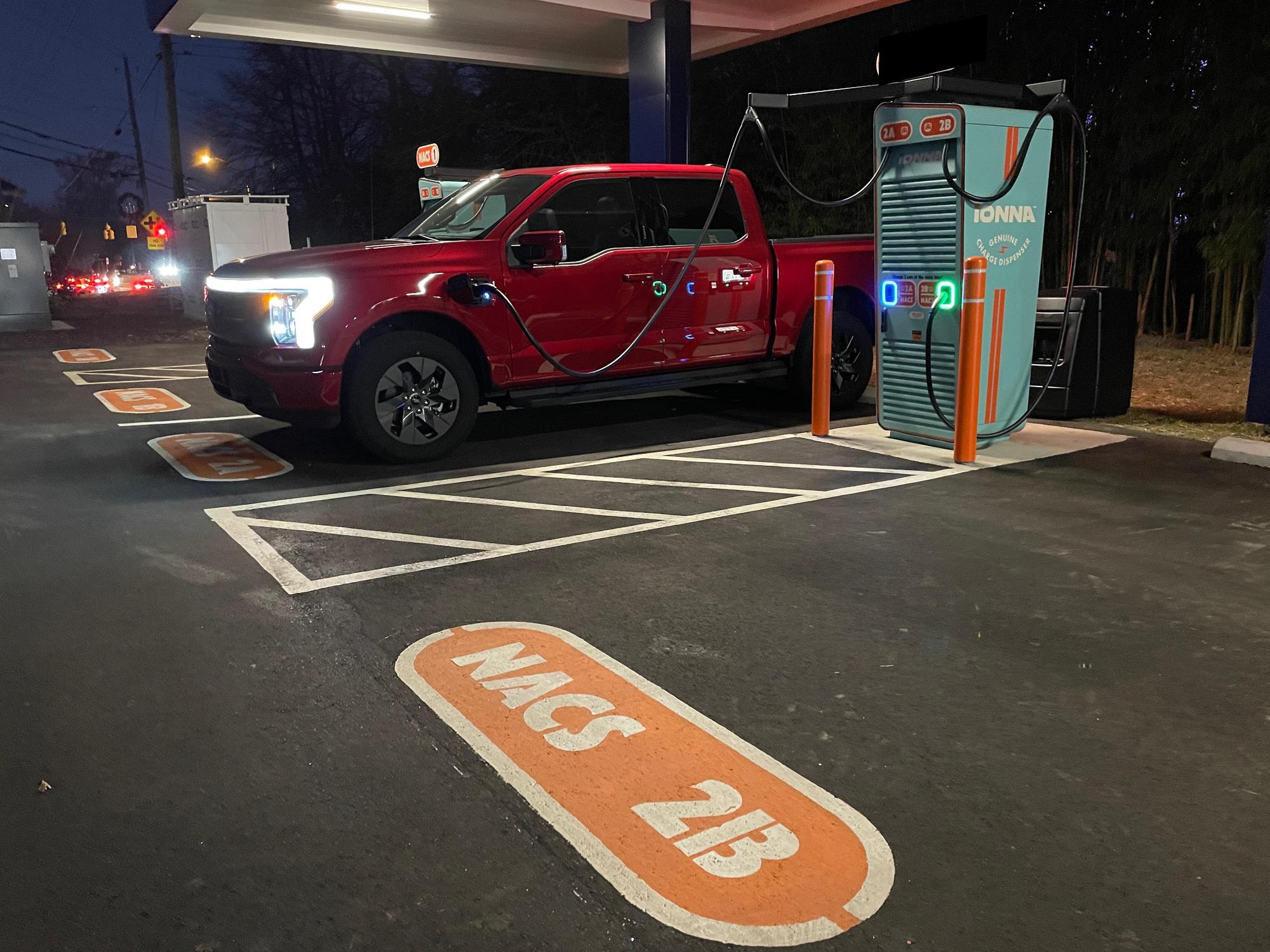 IONNA Apex, NC Rechargery - N Salem St | Apex, NC | EV Station