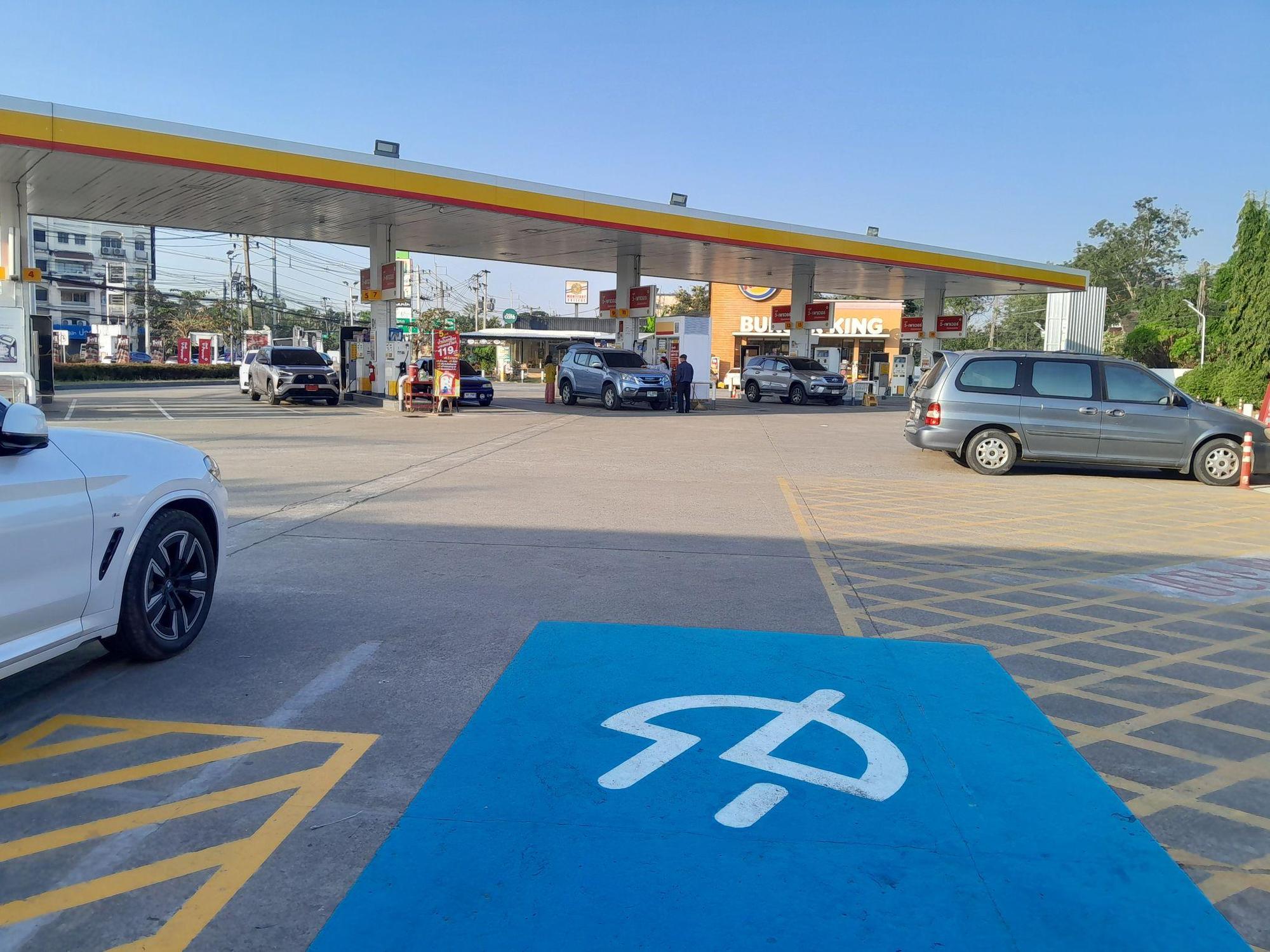 Shell มงฟอร์ต | 411 Mahidol Rd, Tambon Tha Sala, Amphoe Mueang Chiang ...
