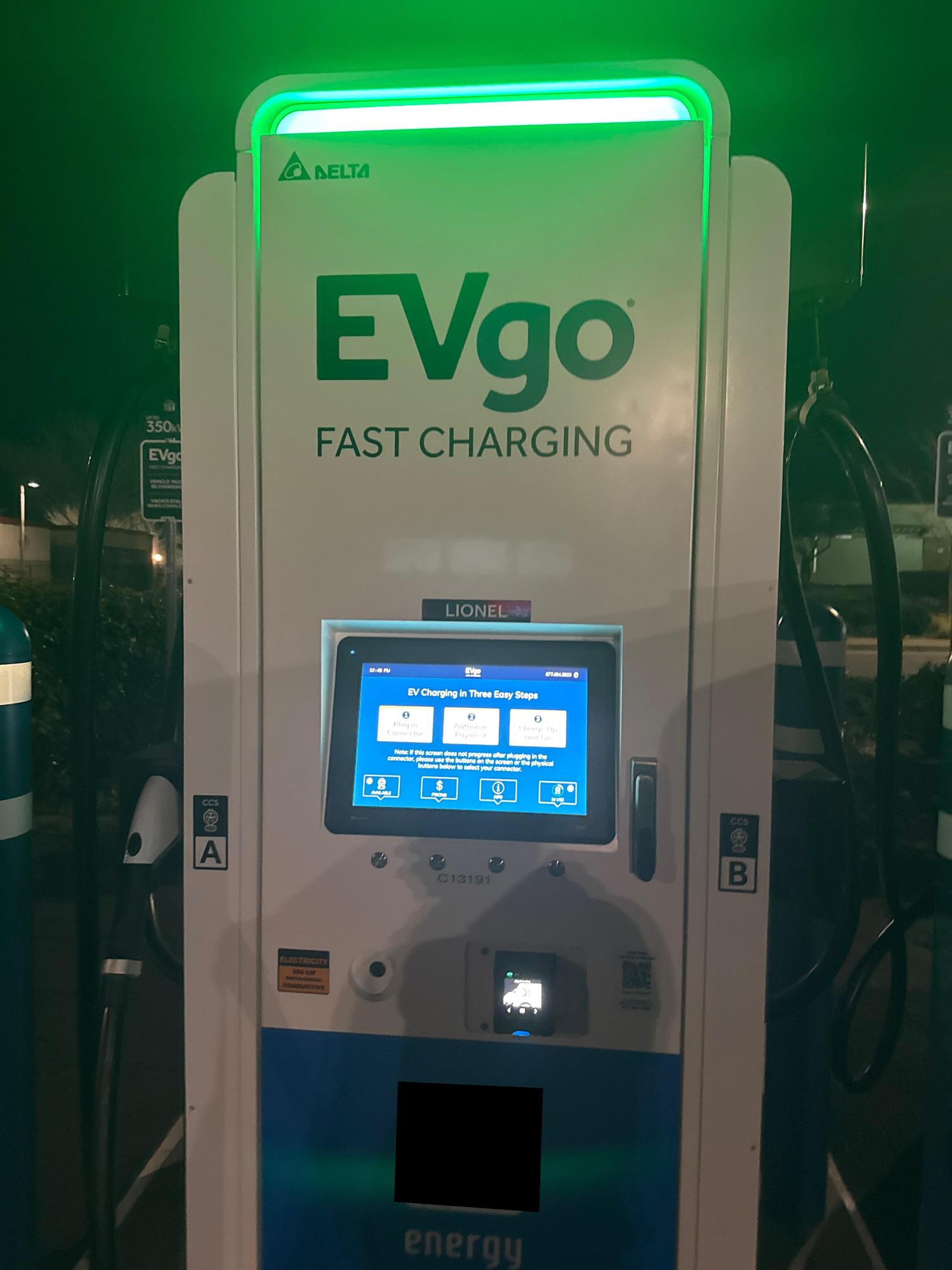 Somersville Towne Center | Antioch, CA | EV Station