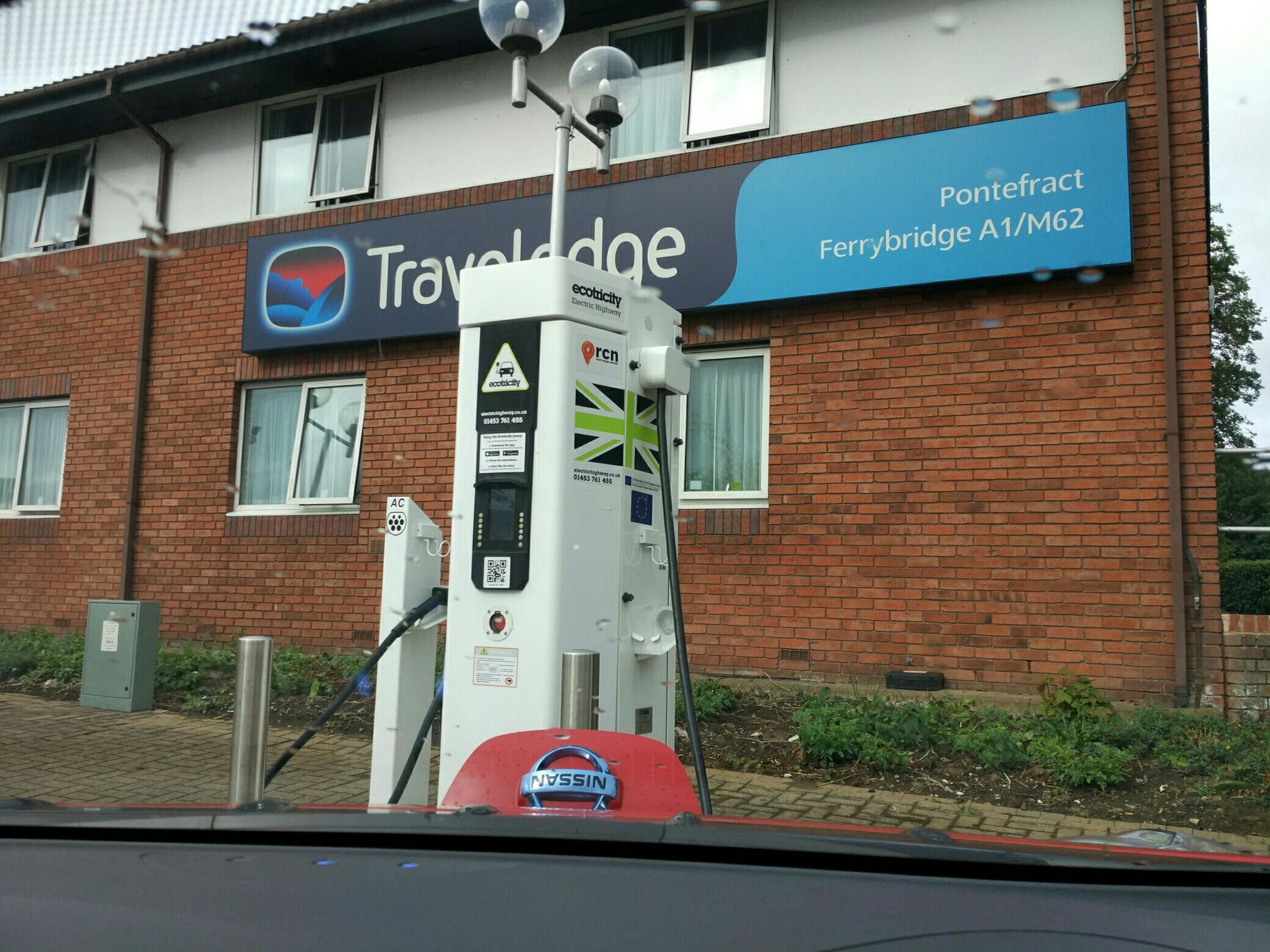 Moto Ferrybridge (1) | Moto Services, M62 Motorway Jct 33 / A1(M ...