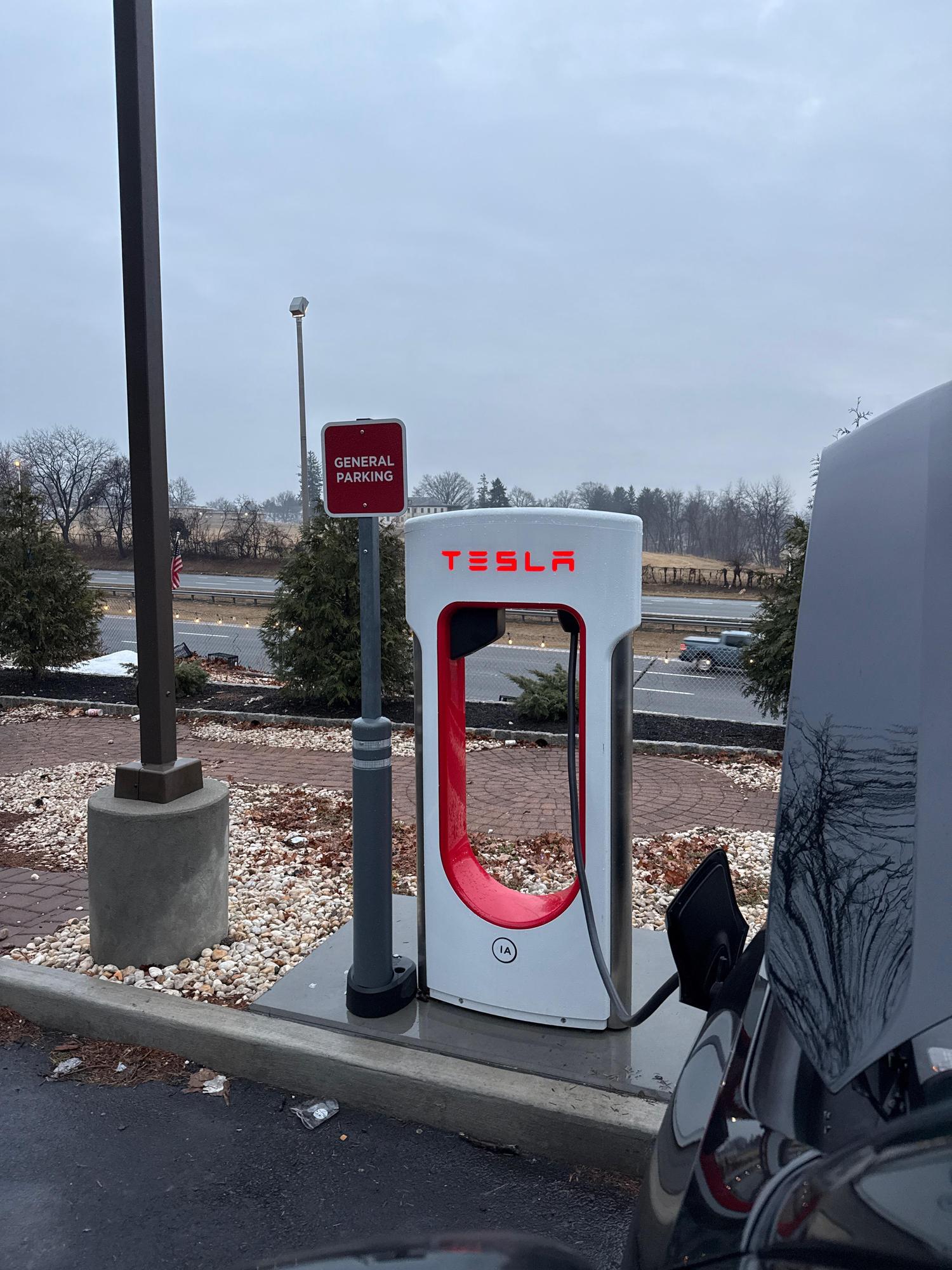 Clinton Station Diner | Clinton, NJ | EV Station