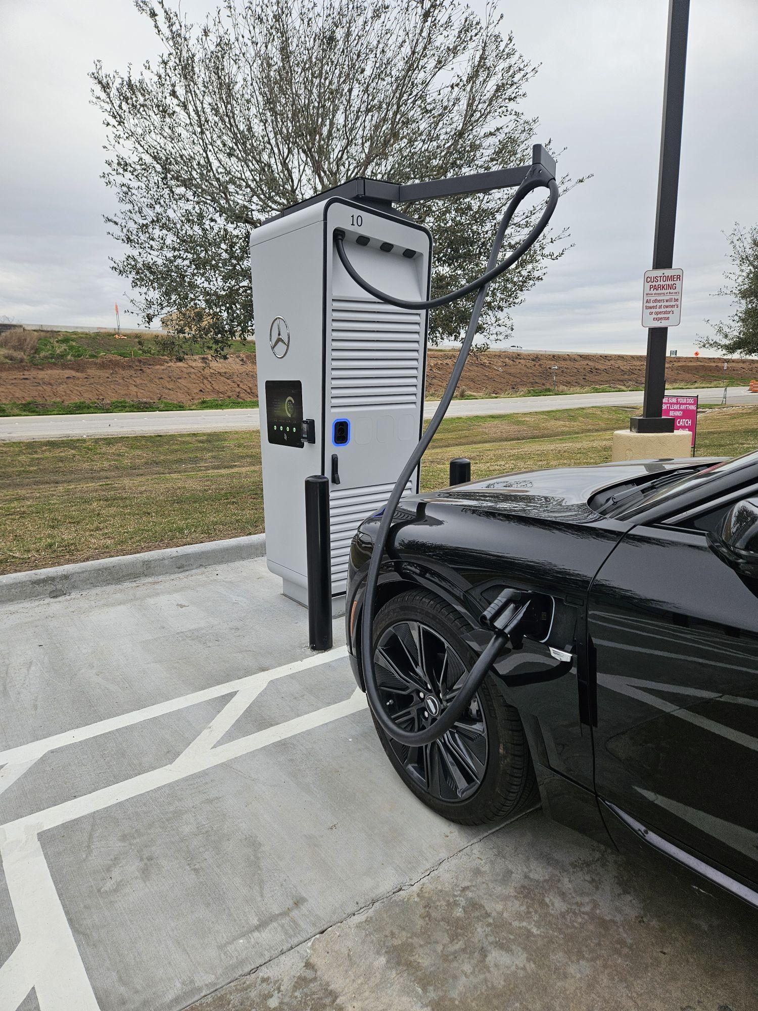 Buc-ee's Wharton, TX | MB High-Power Charging | Wharton, TX | EV Station