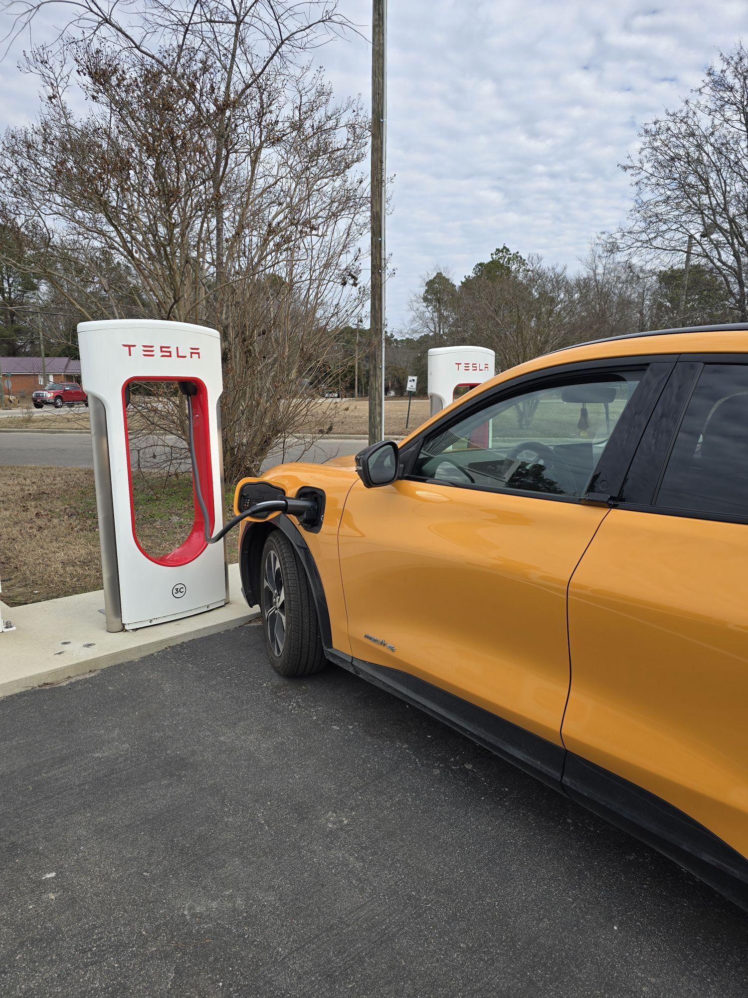 Little Fuji Restaurant | Laurinburg, NC | EV Station