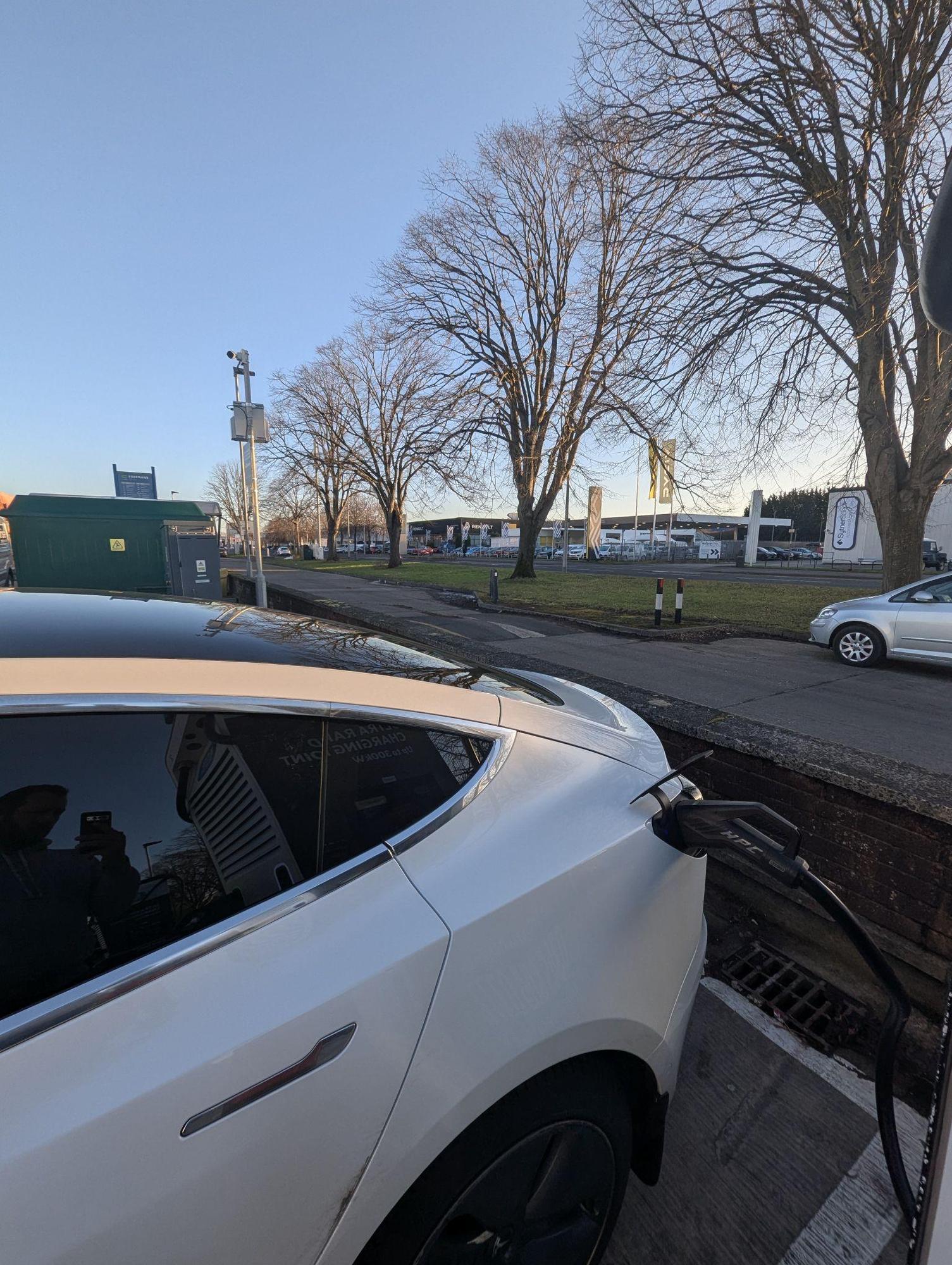 Freemans Parc | Penarth Rd, Cardiff, CF11 8EQ, UK | EV Station
