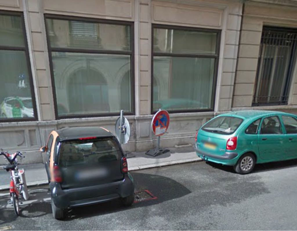 Bluely - Merial | Lyon, Auvergne-Rhône-Alpes | EV Station