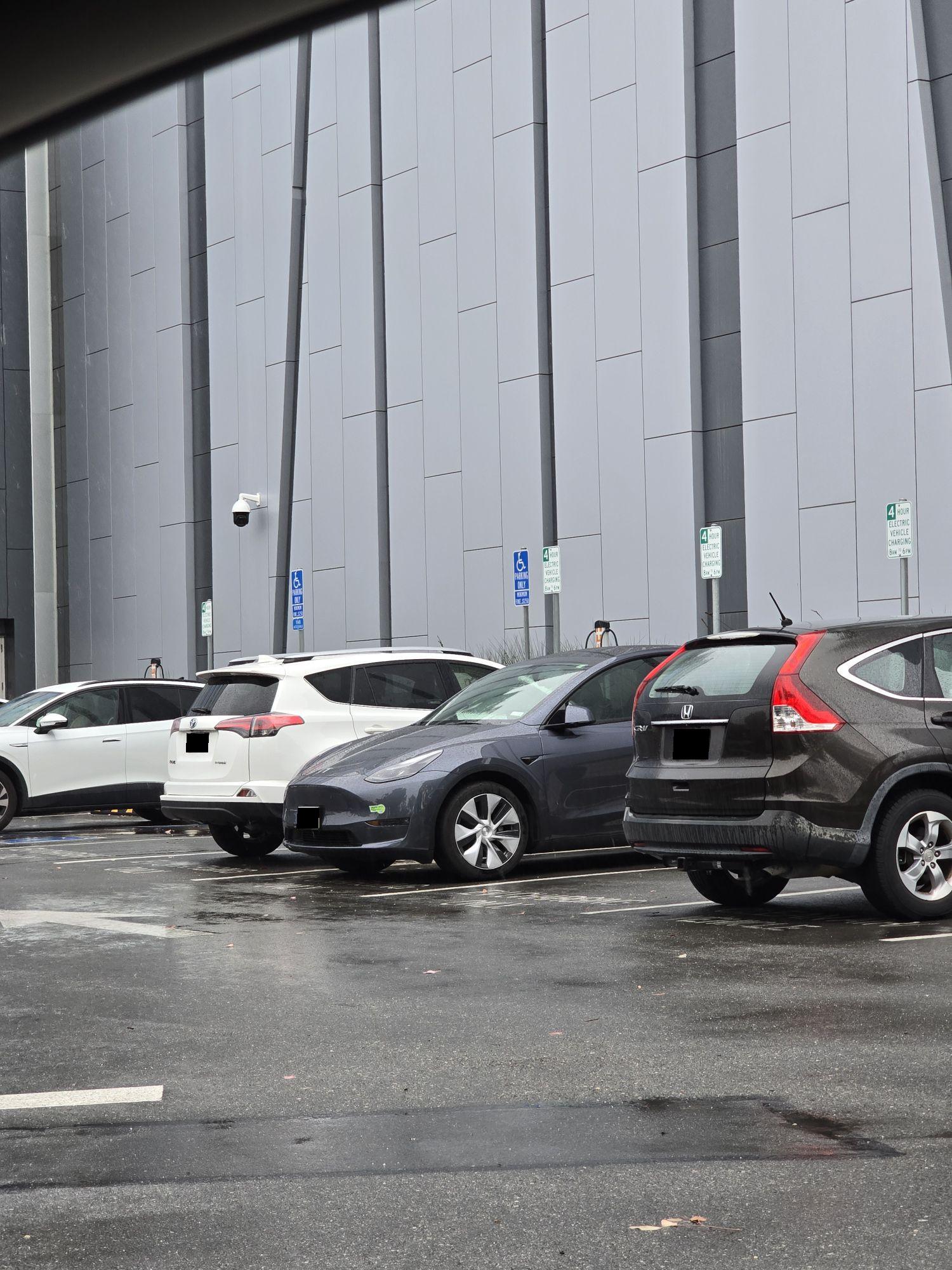 China MOBILE Right | San Jose, CA | EV Station