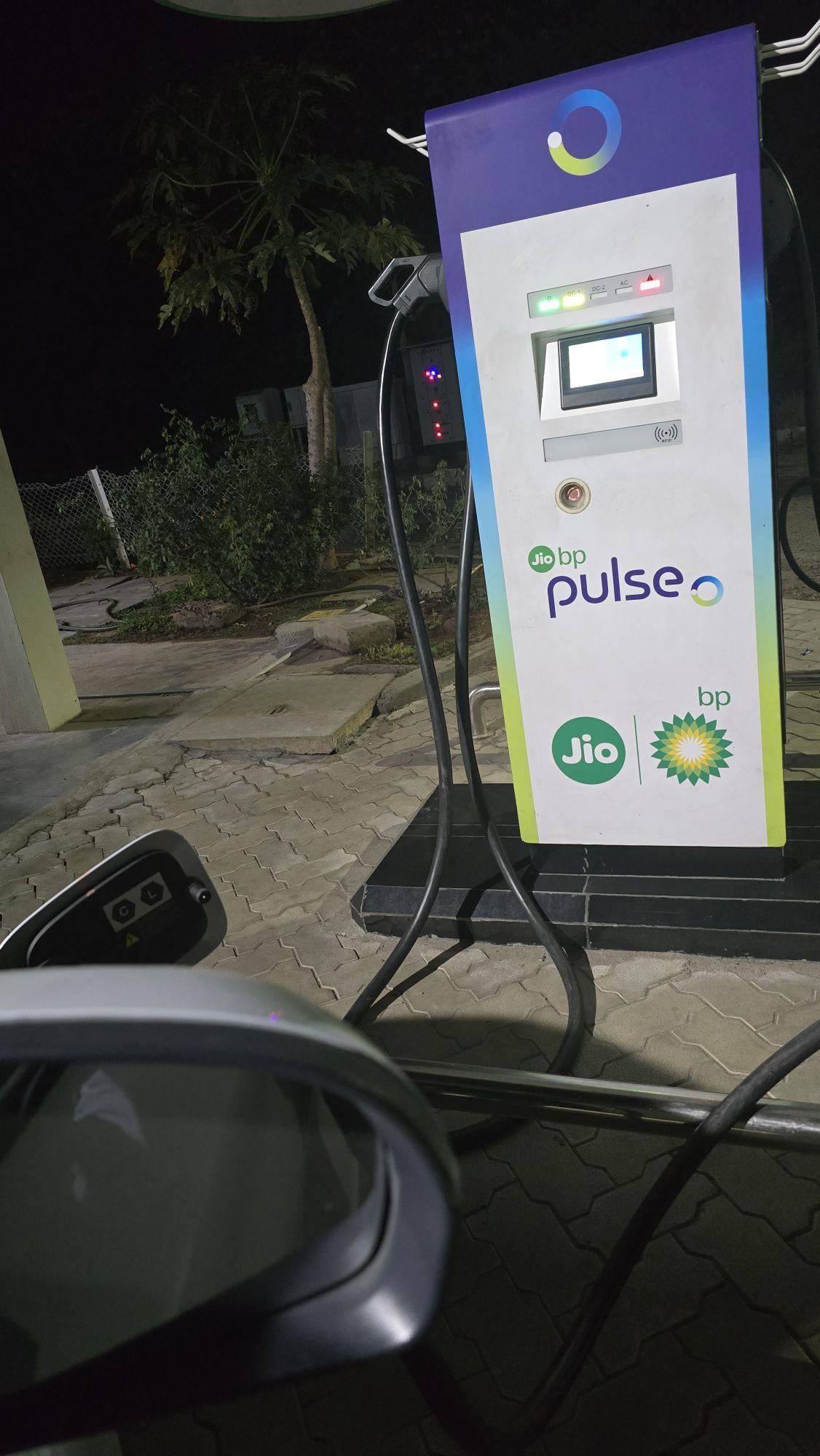 Jio BP, Hosur 1 (60 kW | Dual gun) | Samanapalli, TN | EV Station