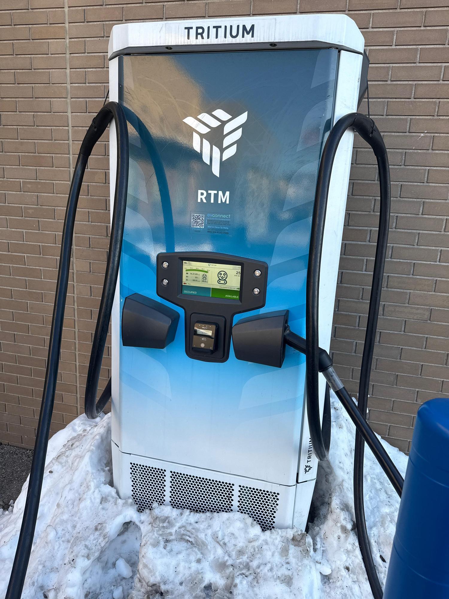 Lynch Chevrolet of Kenosha | Pleasant Prairie, WI | EV Station
