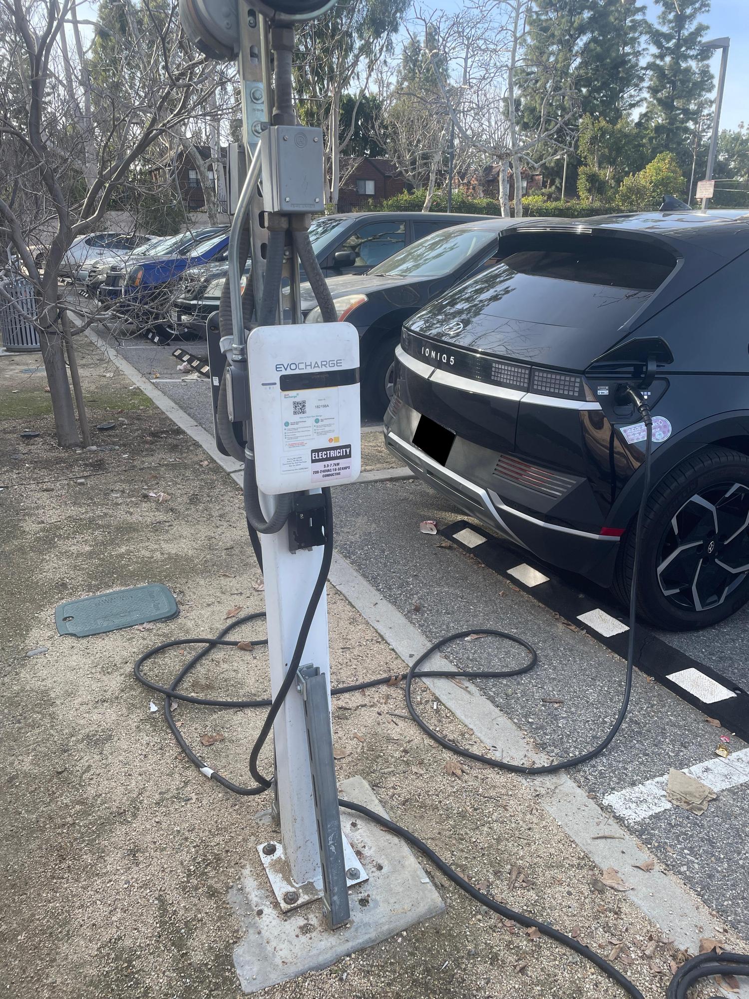 Sun Valley Library | Los Angeles, CA | EV Station