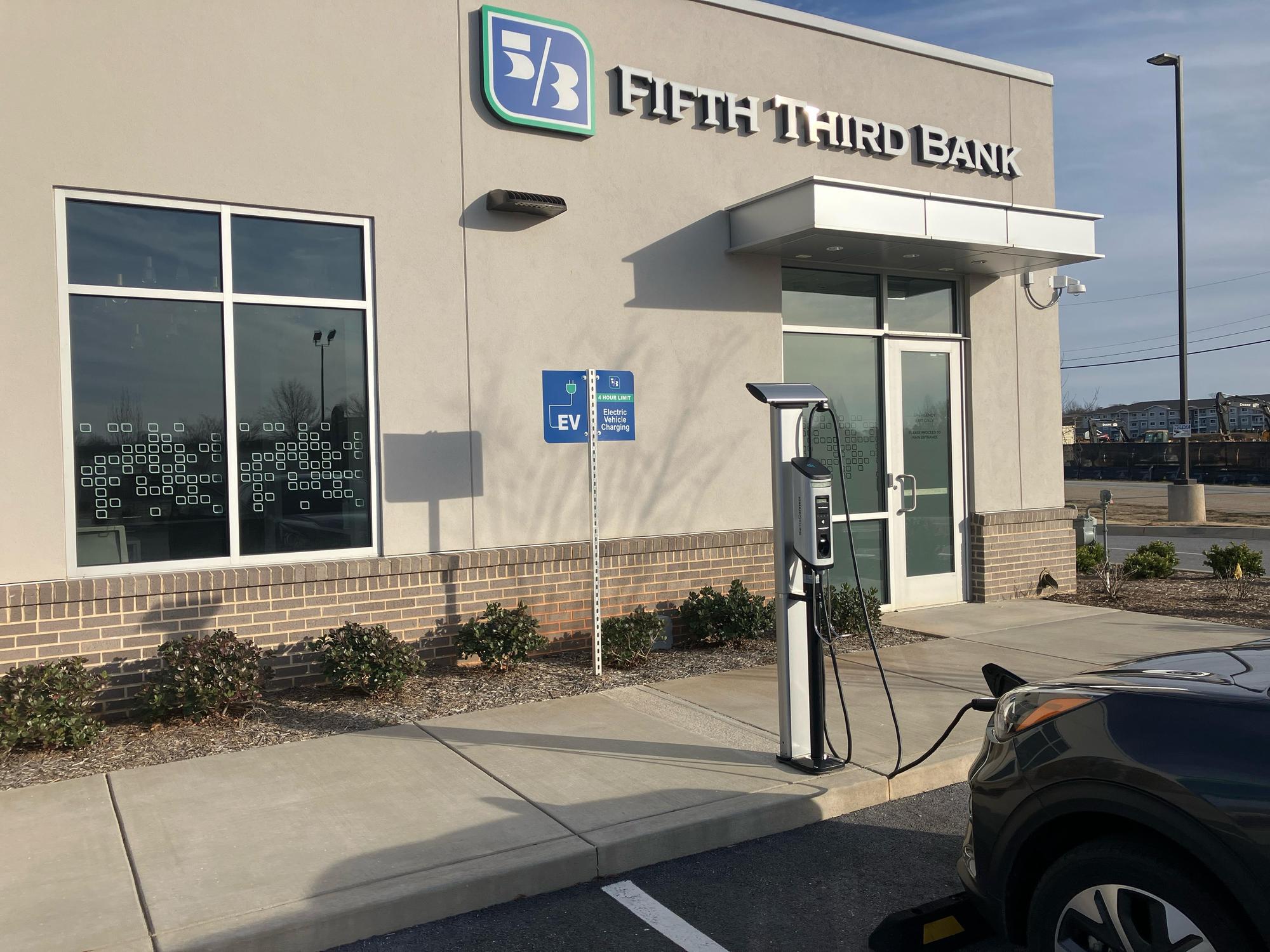 Fifth Third Bank & ATM | Greenville, SC | EV Station