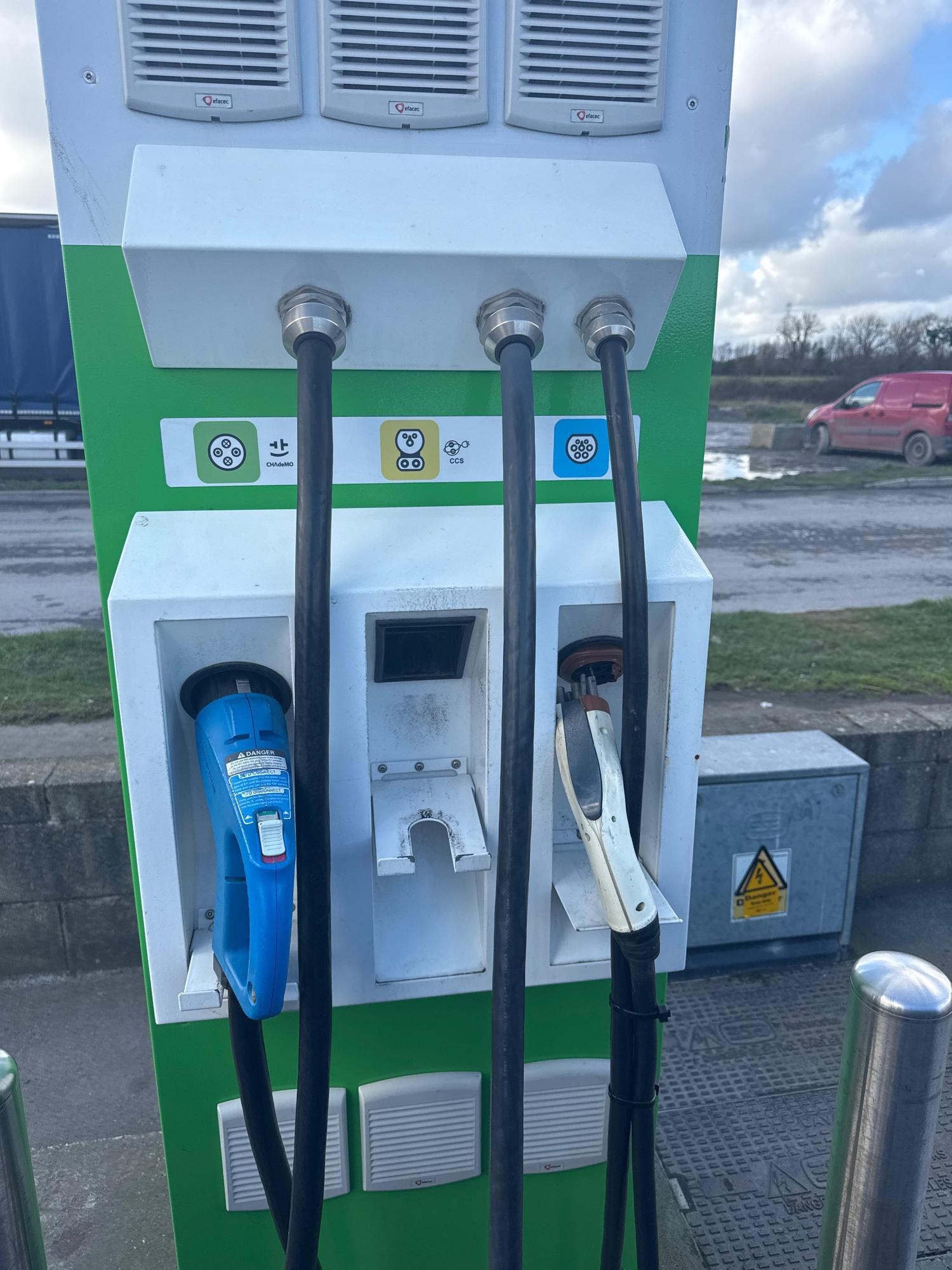 Maxol Turvey Services | Blakes Cross, D | EV Station