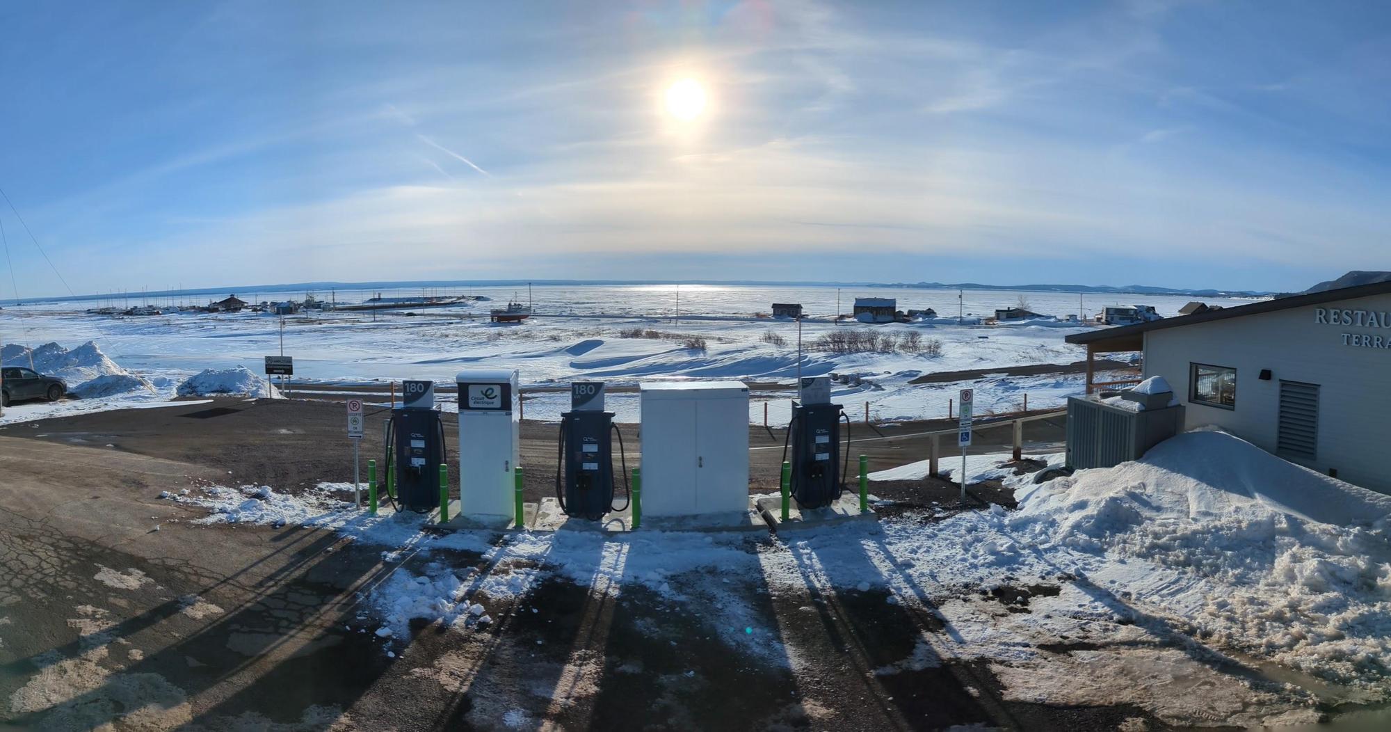 Restaurant Du Cap A La Mer | Carleton-sur-Mer, QC | EV Station