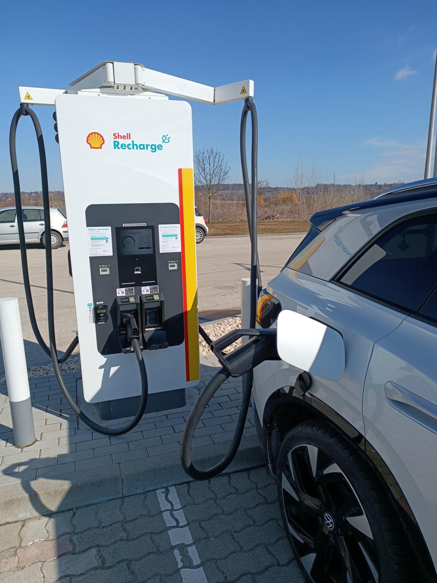 Shell Recharge - Bicske Tesco // 100kW | Bicske, Csabdi u. 102, 2060 ...