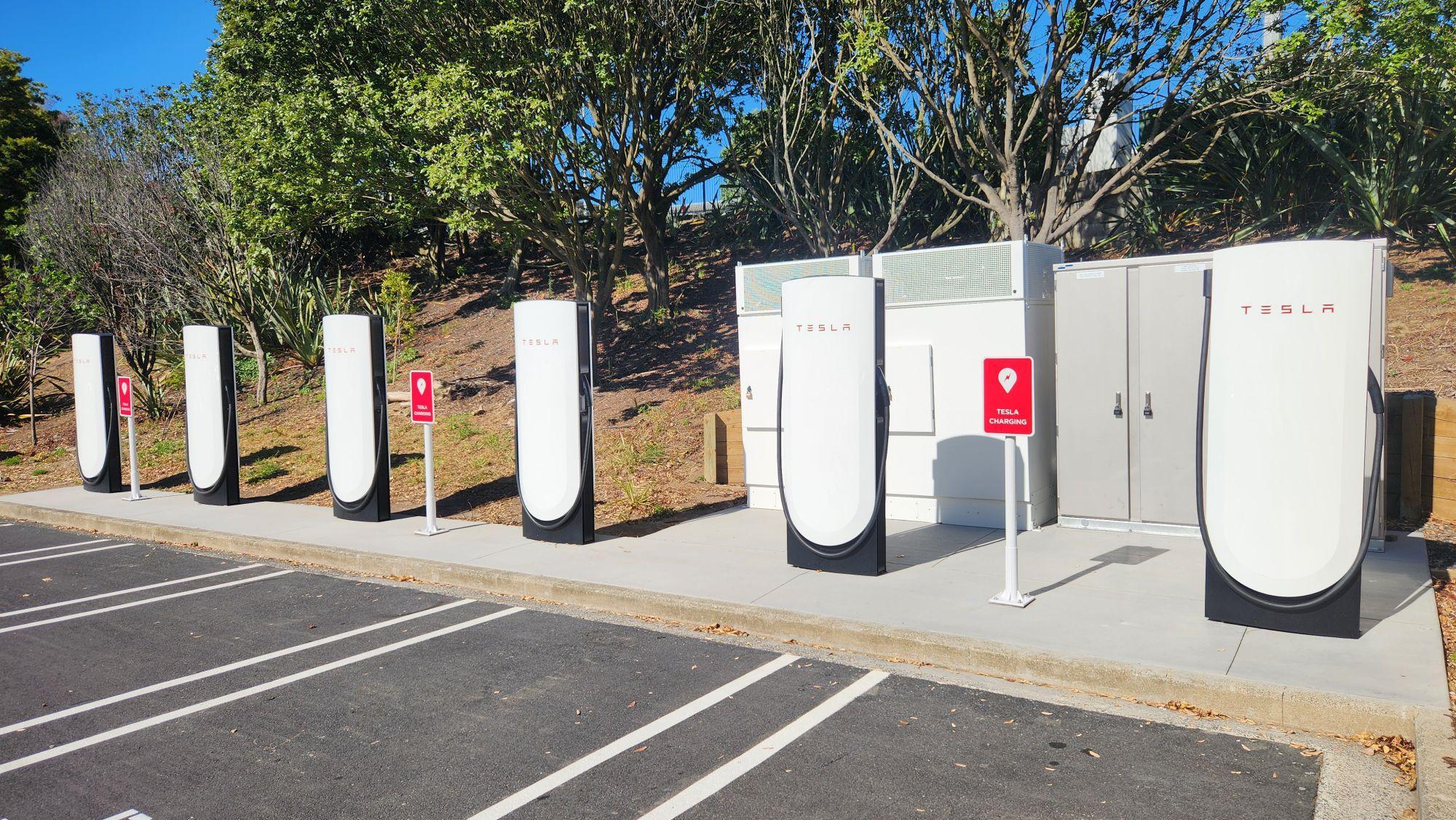 Botany Town Centre (1) | Auckland, Auckland | EV Station