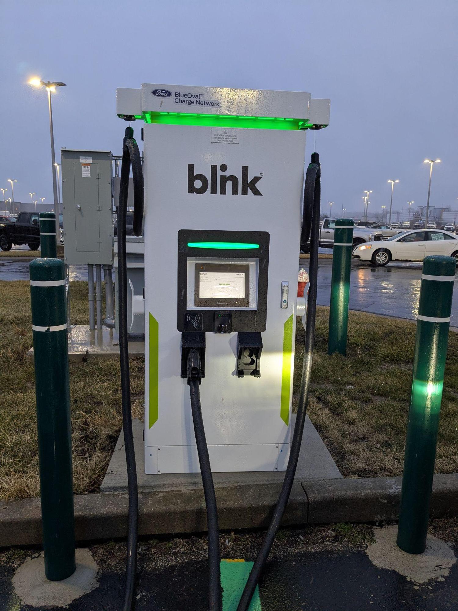 Mike Bass Ford | Sheffield Lake, OH | EV Station