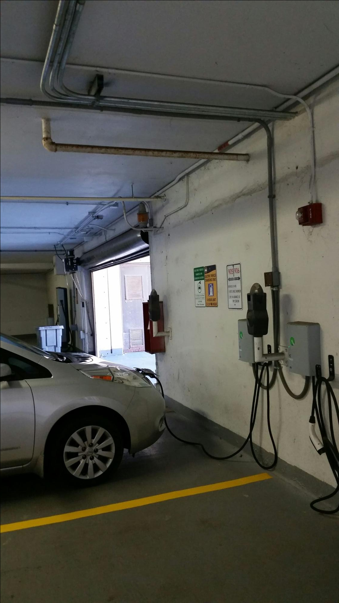 UWM - EMS Garage | Milwaukee, WI | EV Station