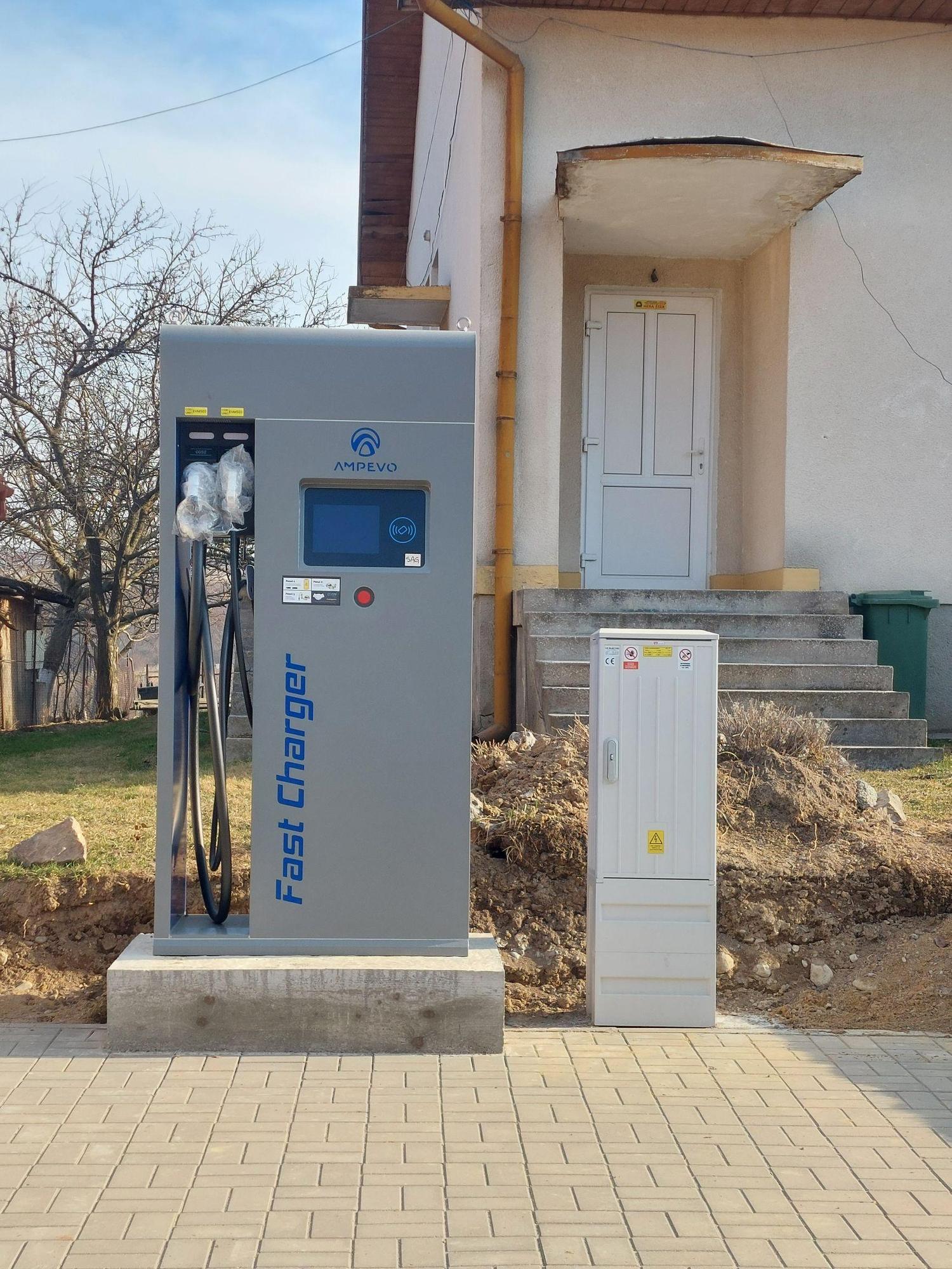 Primaria Sag | Sâg, SJ | EV Station