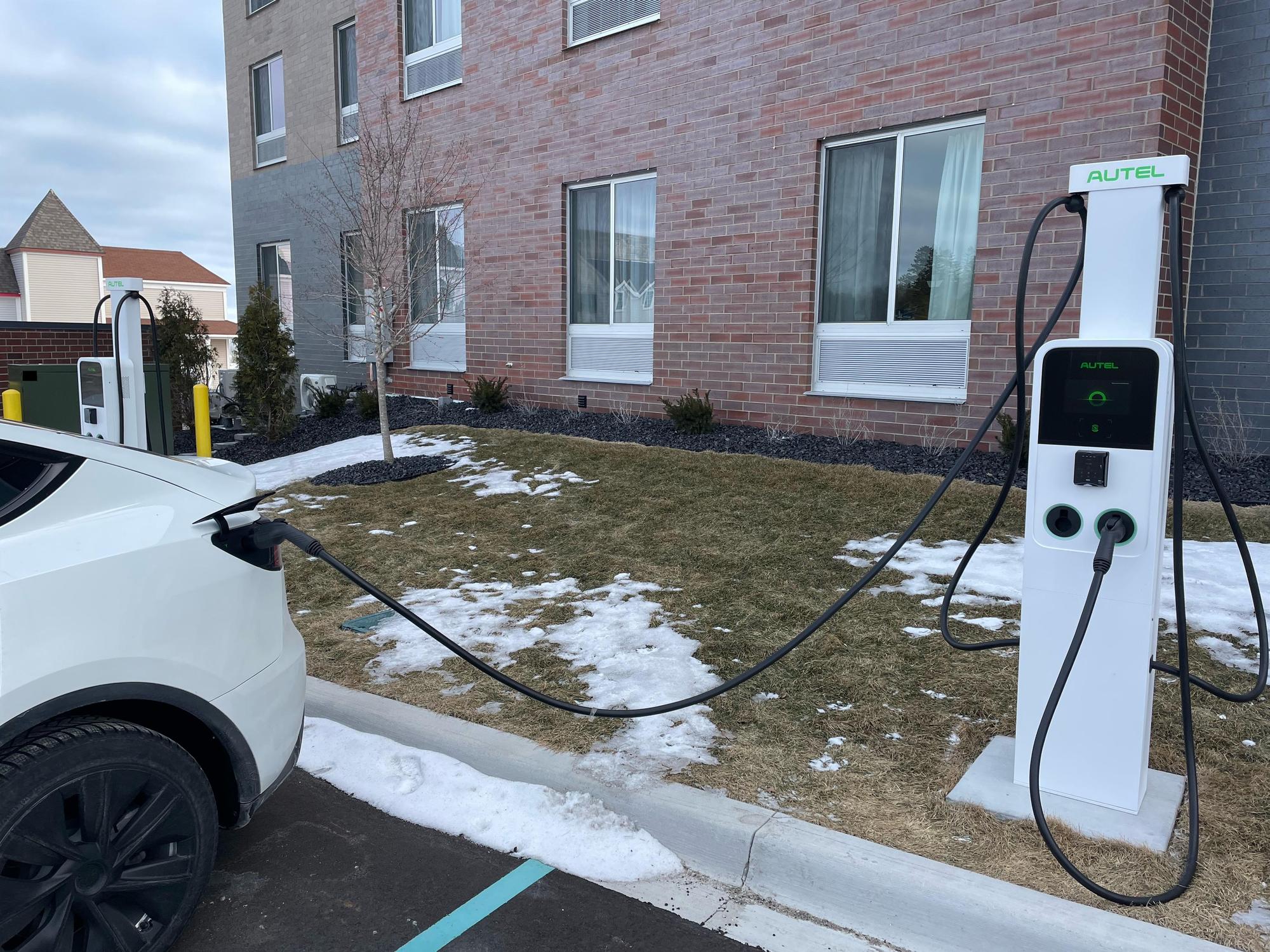 Hampton Inn St Ignace Lakefront Mackinac | St Ignace, MI | EV Station