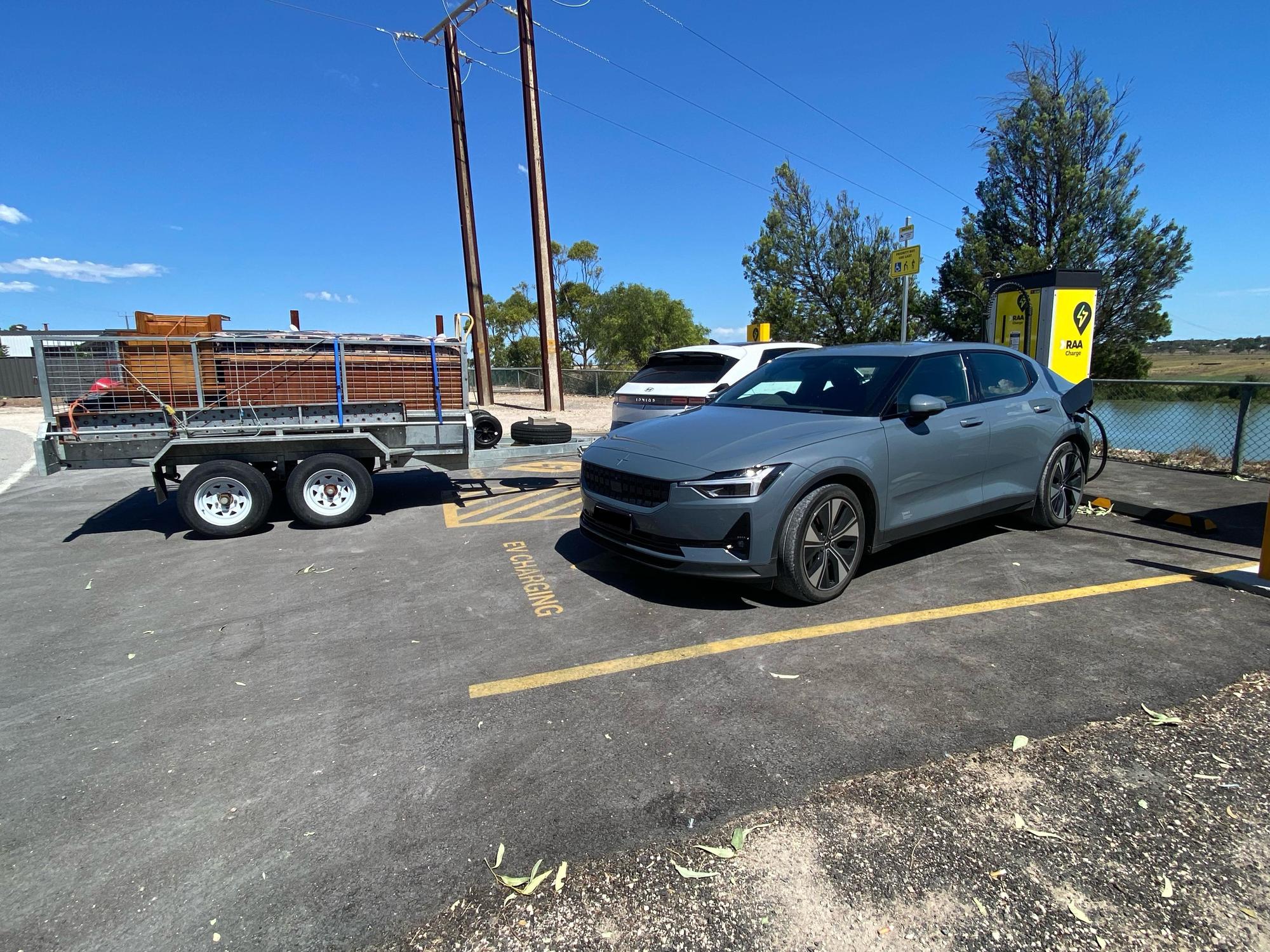 Cosi's TAILEM BEND | Tailem Bend, SA | EV Station