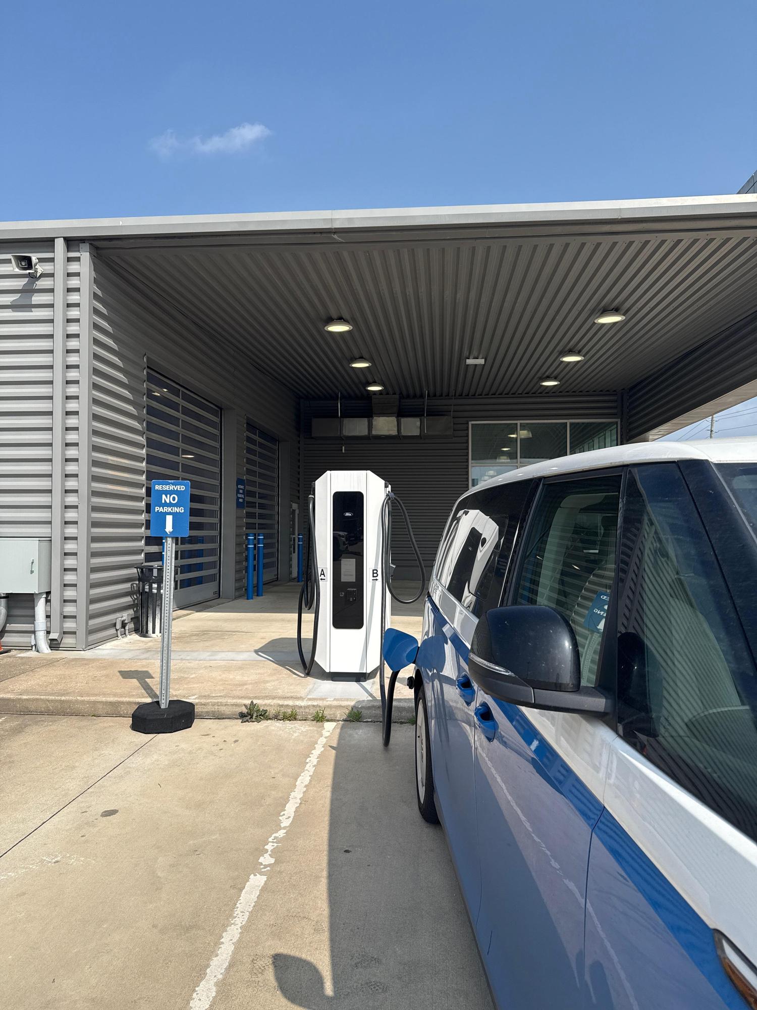 Ryan Ford | Sealy, TX | EV Station