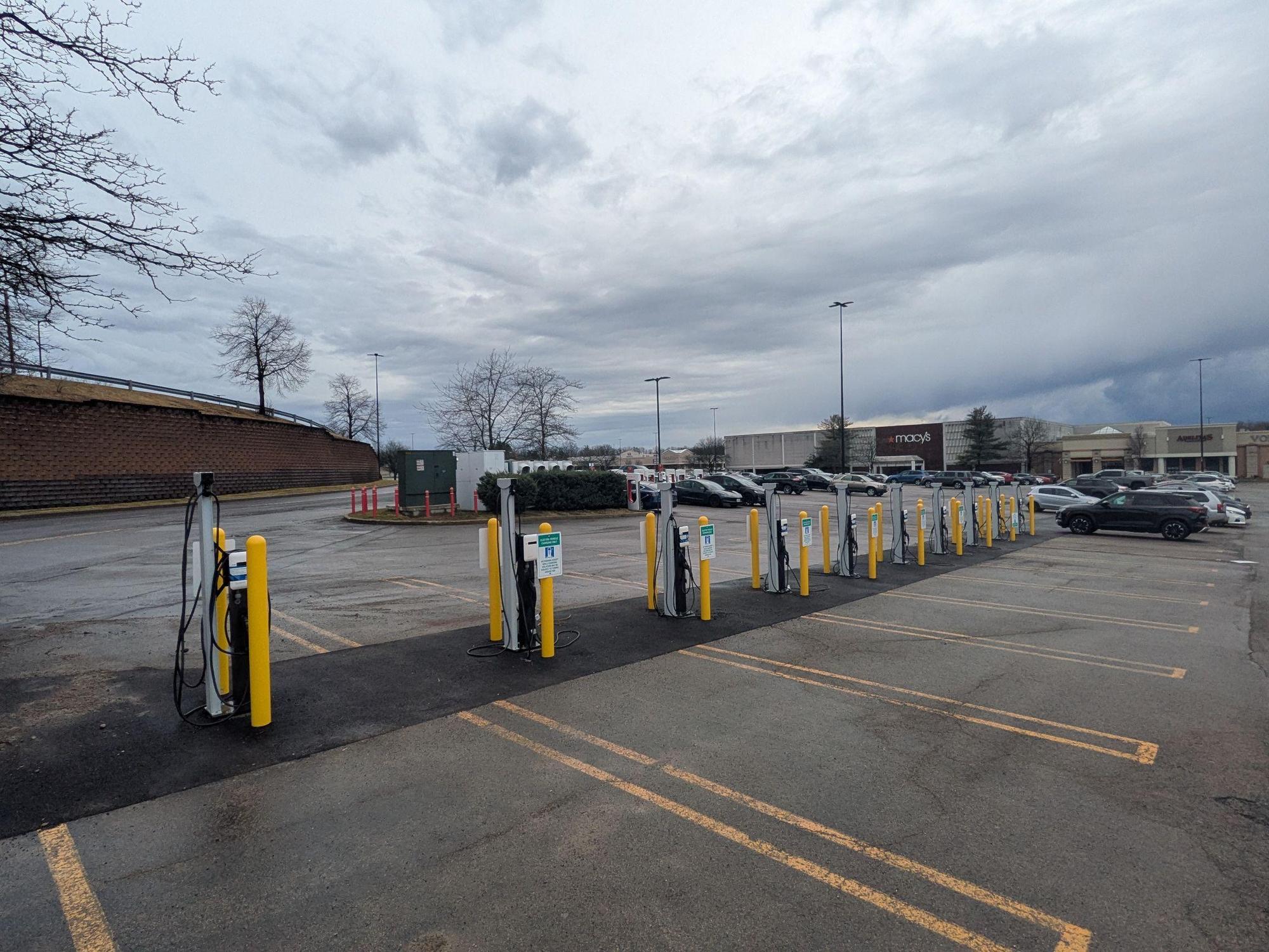 Eastview Mall (2) | Victor, NY | EV Station