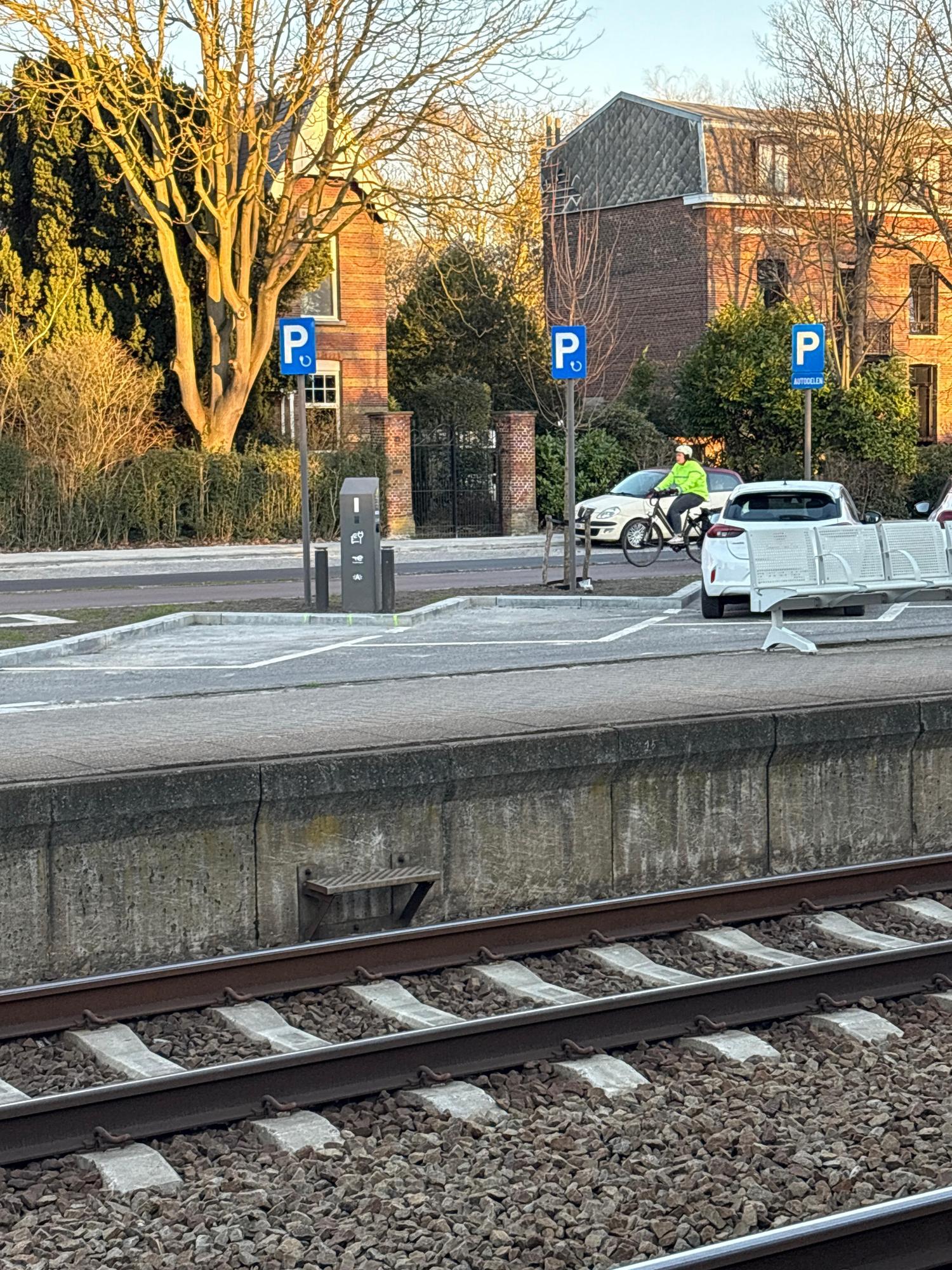 Station Ekeren | Antwerpen, Vlaams Gewest | EV Station