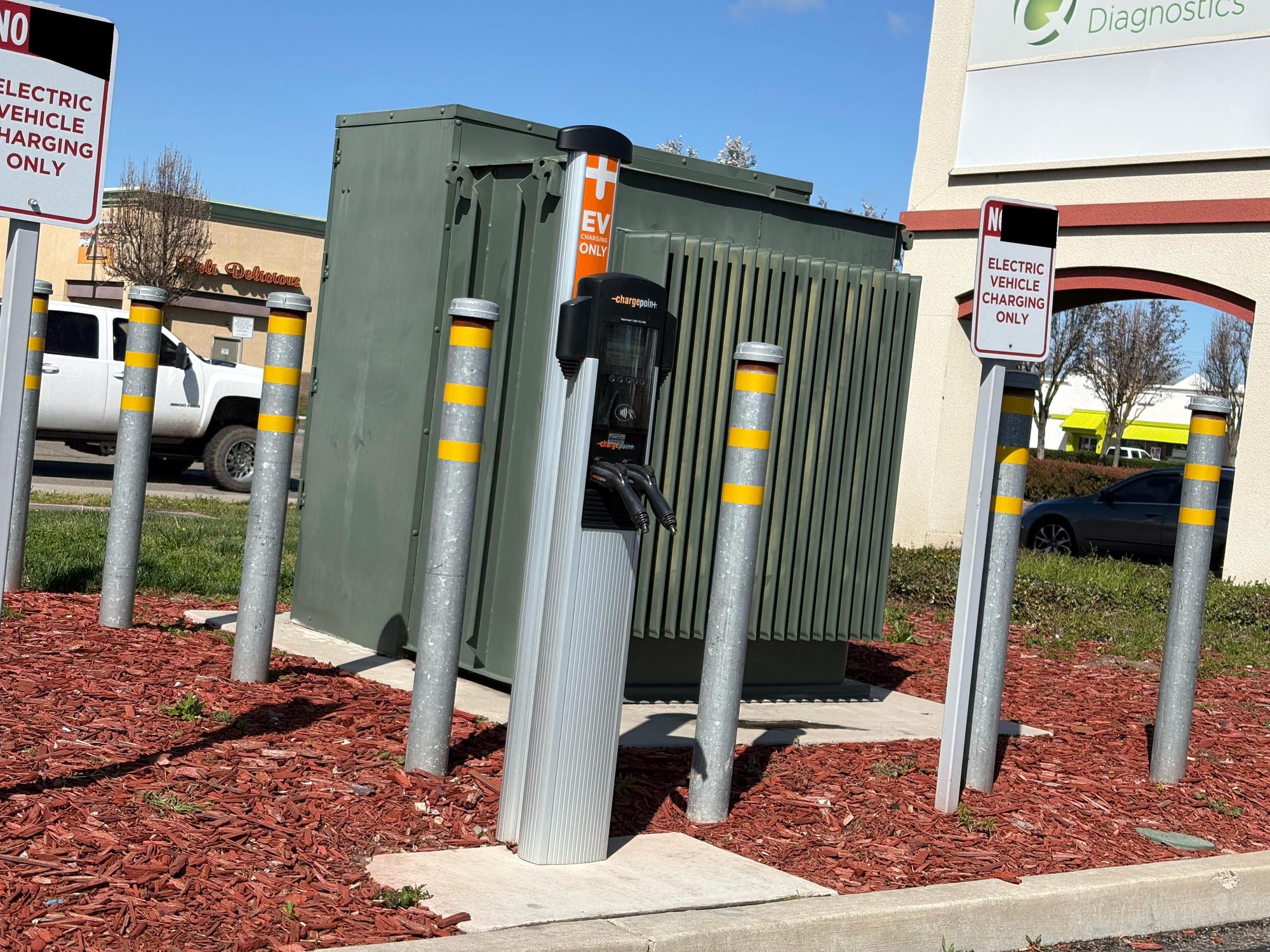 Target (1) | Manteca, CA | EV Station