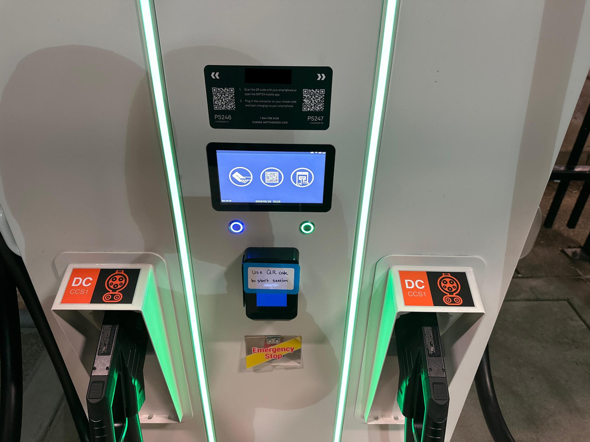 SMUD HQ (2) | Sacramento, CA | EV Station