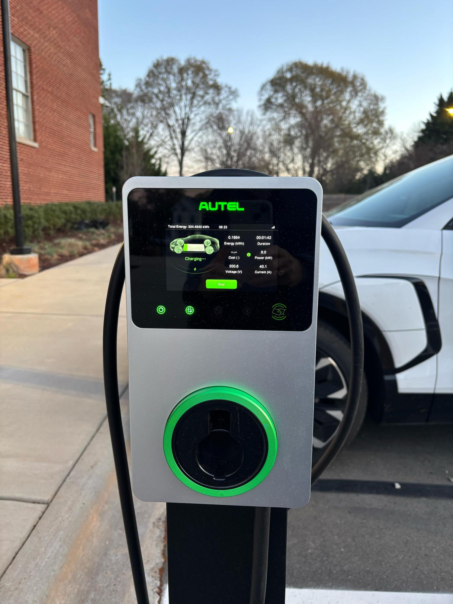 Davidson Town Hall | Davidson, NC | EV Station