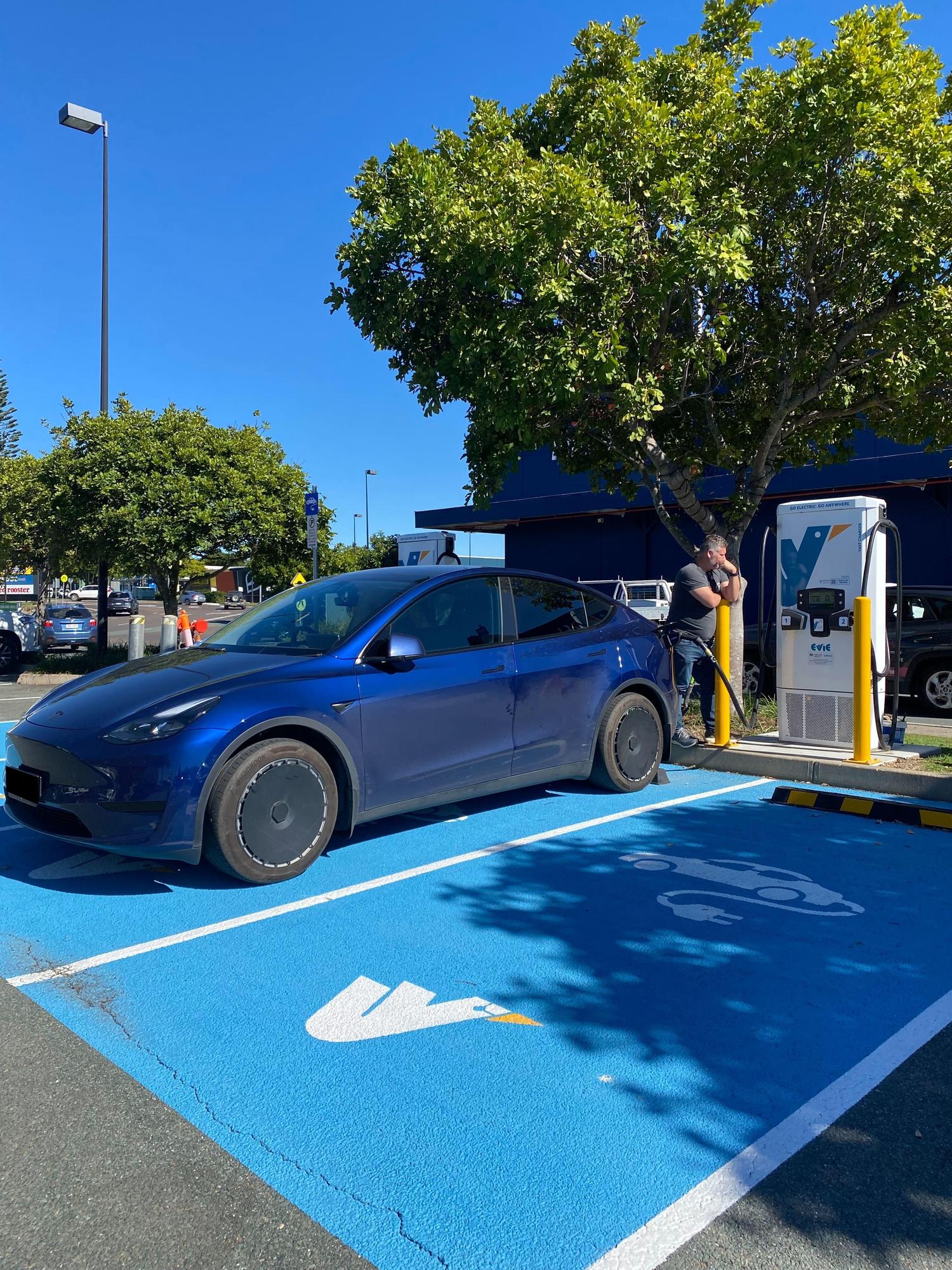 Sunshine Homemaker Centre - Maroochydore | Maroochydore, QLD | EV Station