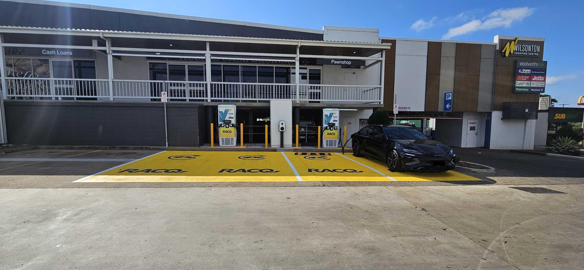 Wilsonton Shopping Centre | Wilsonton, QLD | EV Station