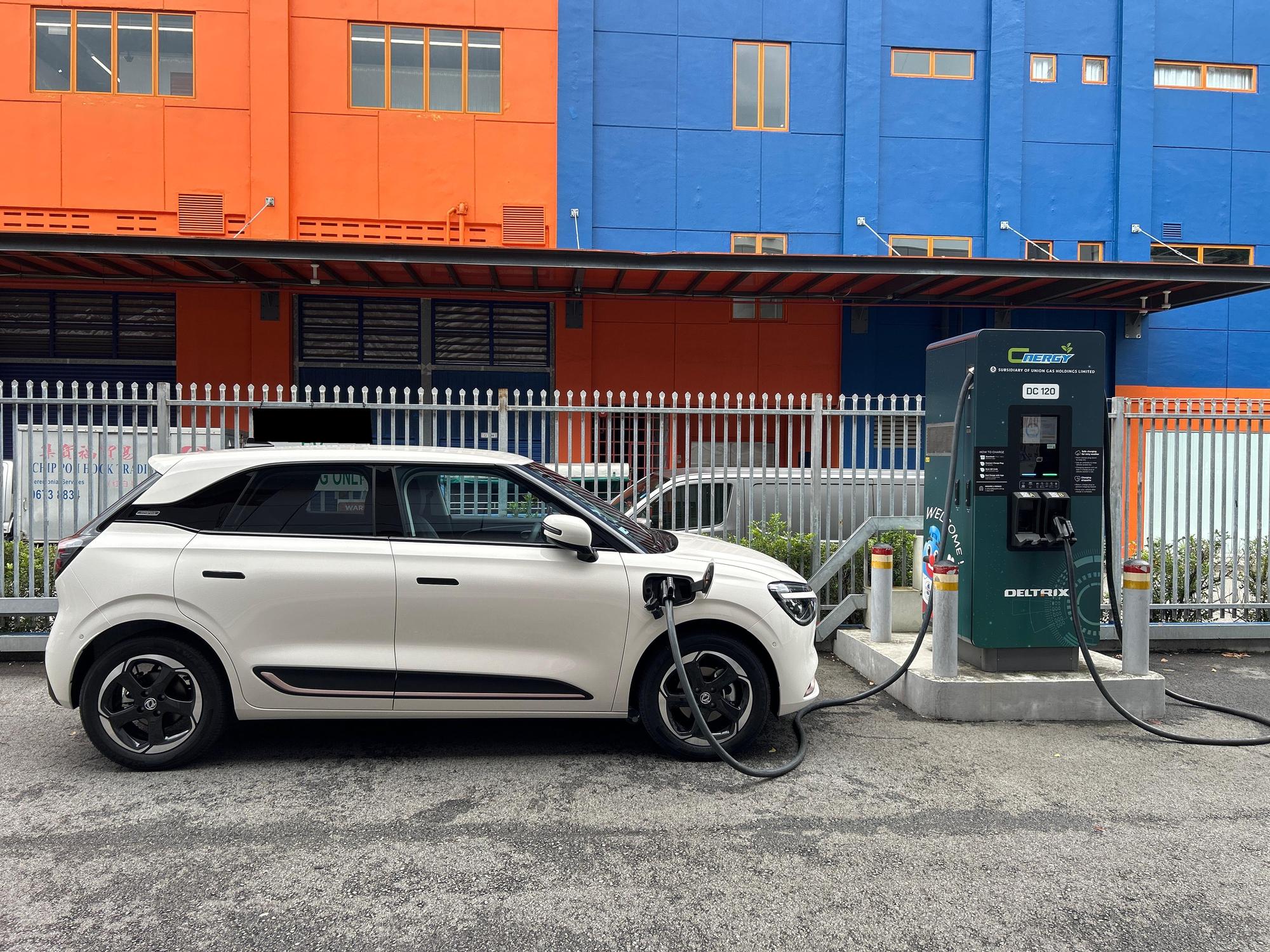 GoParkin: Union Gas building | 89 Defu Lane 10, Singapore 539220 | EV ...