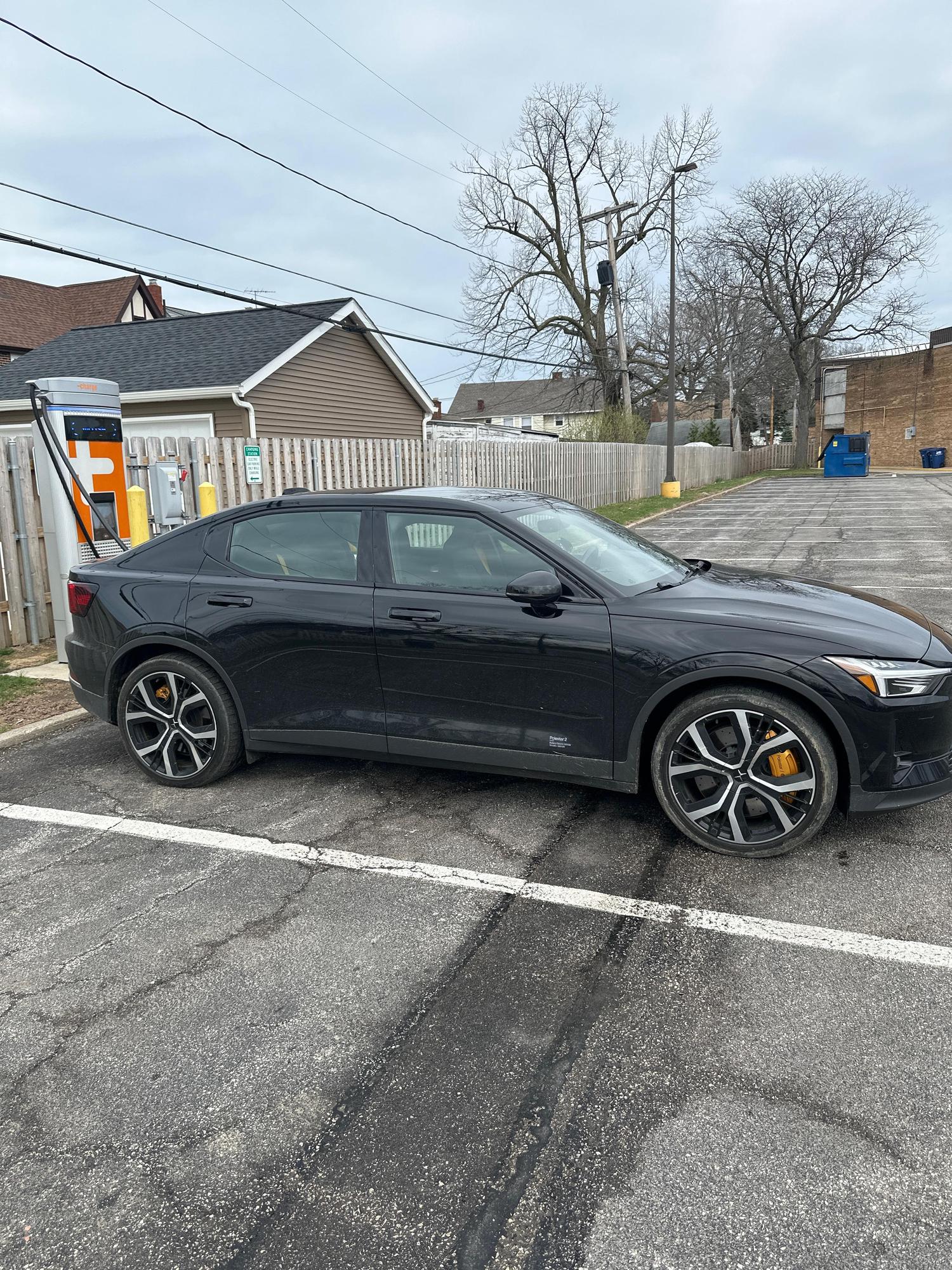 Serpentini Arena Winterhurst | Lakewood, OH | EV Station