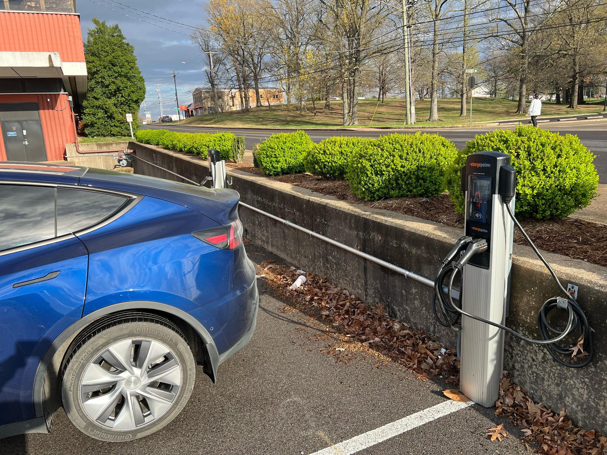 Murray State General Services Building | Murray, KY | EV Station