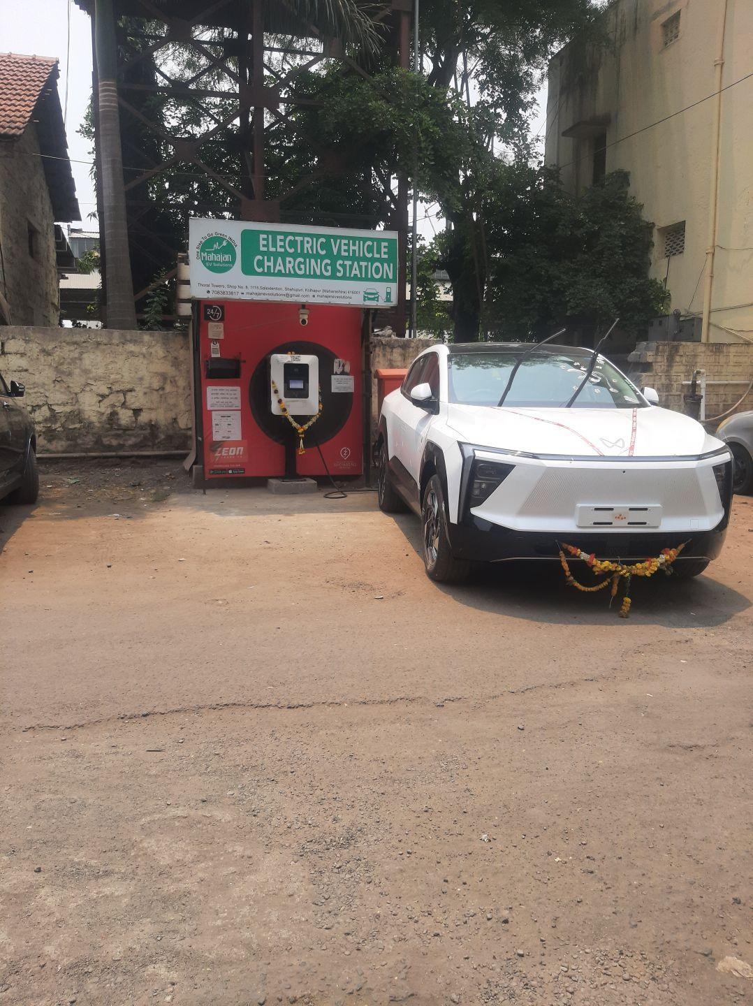 Mahajan Ev Solutions Zeon Charging | Kolhapur, MH | EV Station