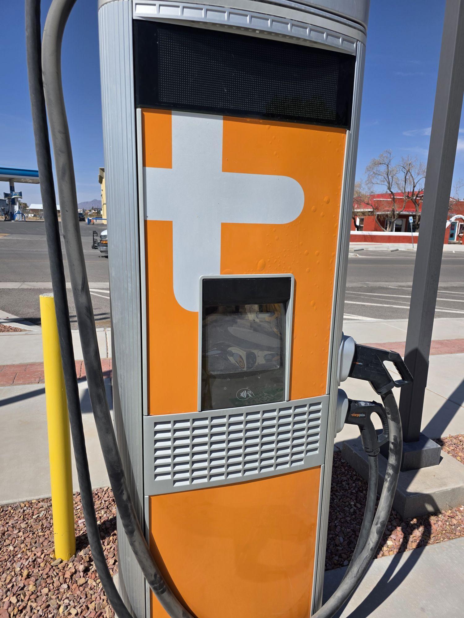 Columbus Village Plaza | Deming, NM | EV Station