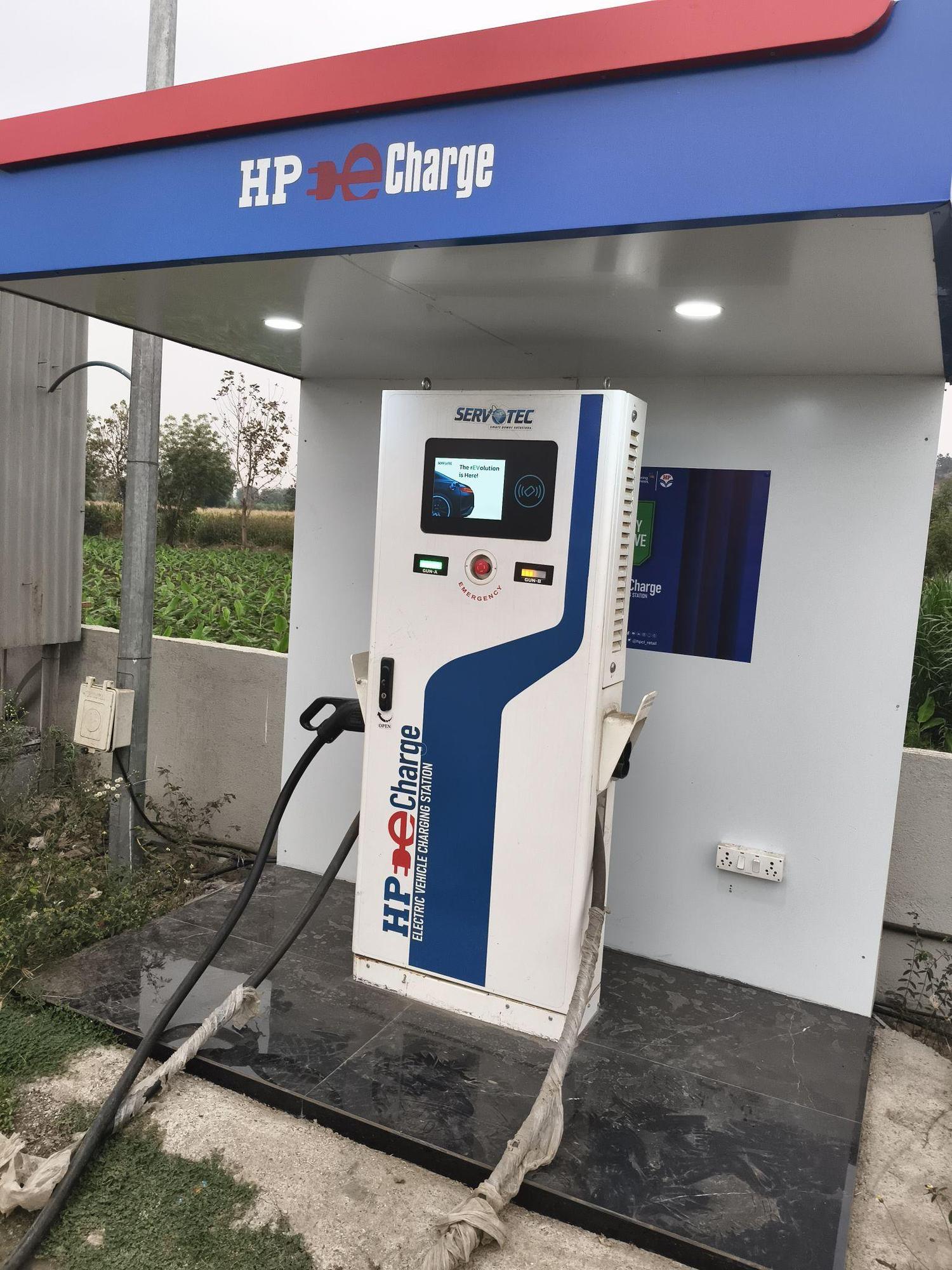 HP Chandroday Petroleum | Hartale, MH | EV Station