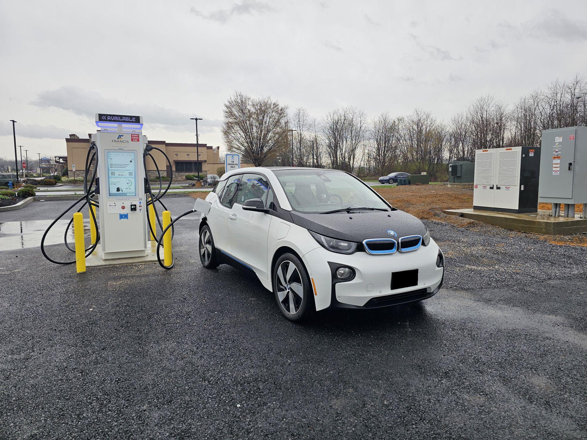 Chambersburg Square | Chambersburg, PA | EV Station