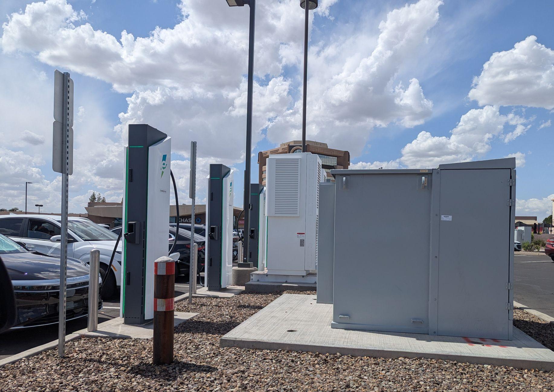 Arcadia Crossing - Fry’s Food & Drugs | Phoenix, AZ | EV Station