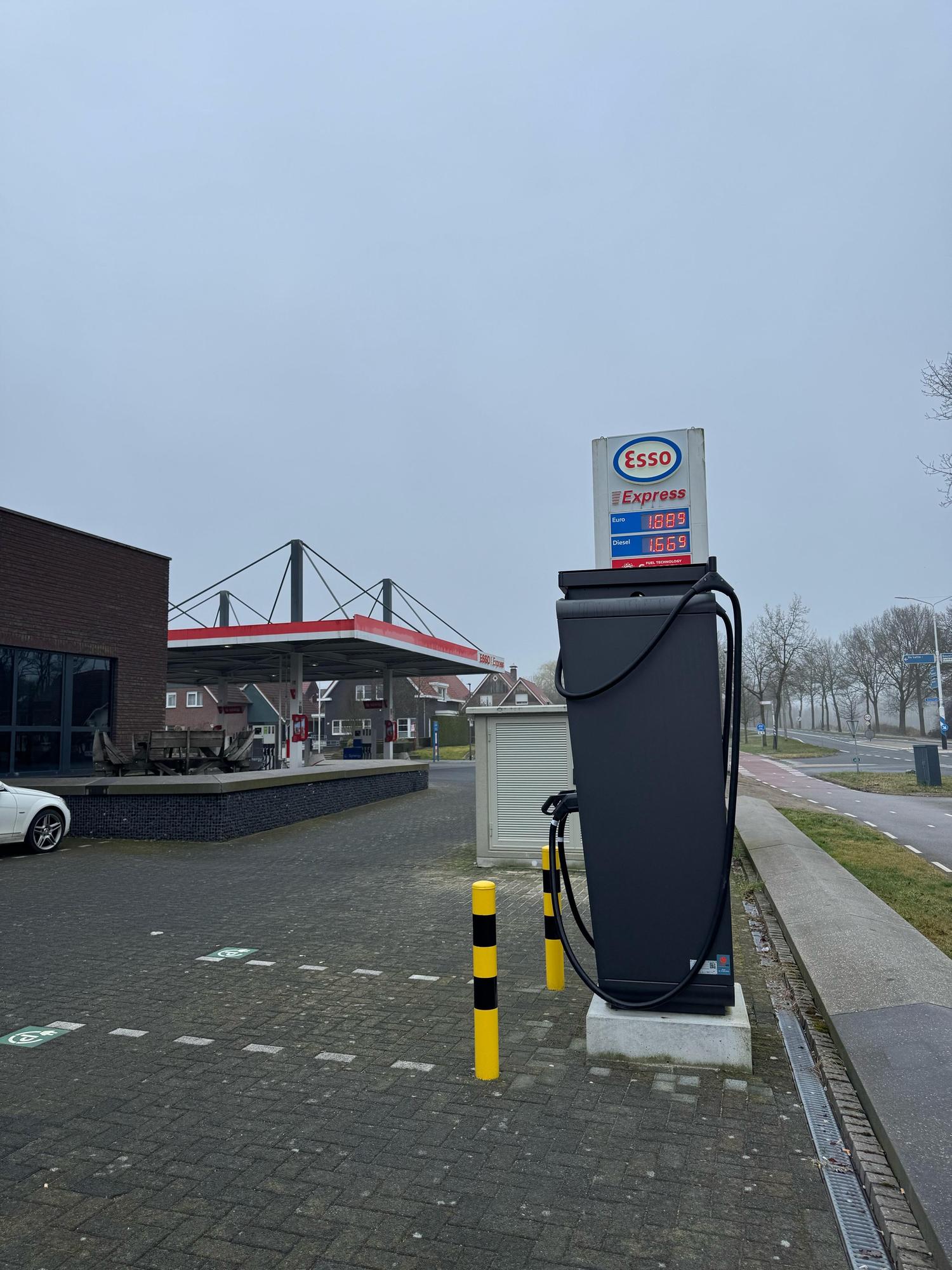 Snellader HYC 300 | De Lutte, OV | EV Station