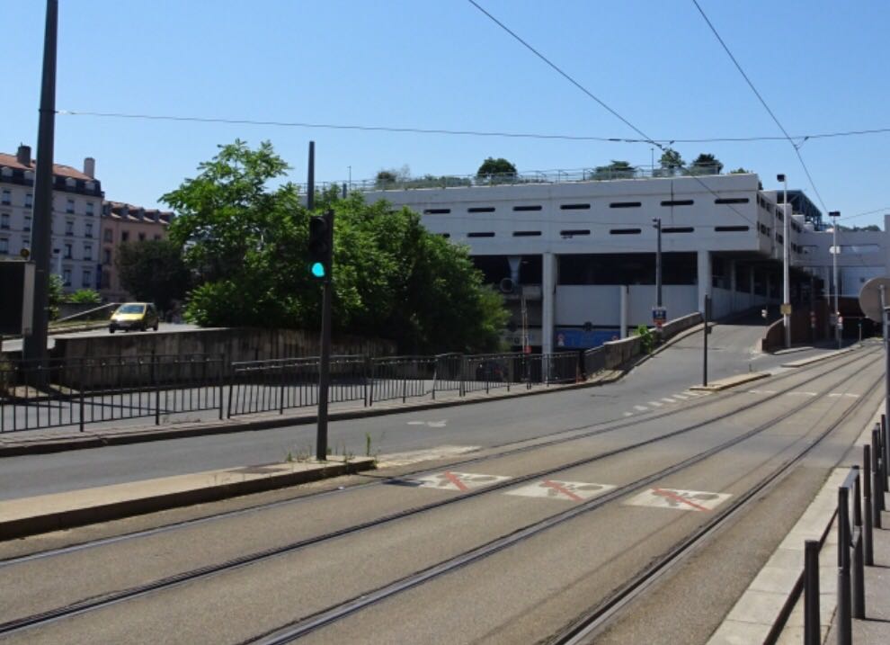 EFFIA Parking Centre d'Echange de Perrache | Lyon, Auvergne-Rhône-Alpes ...