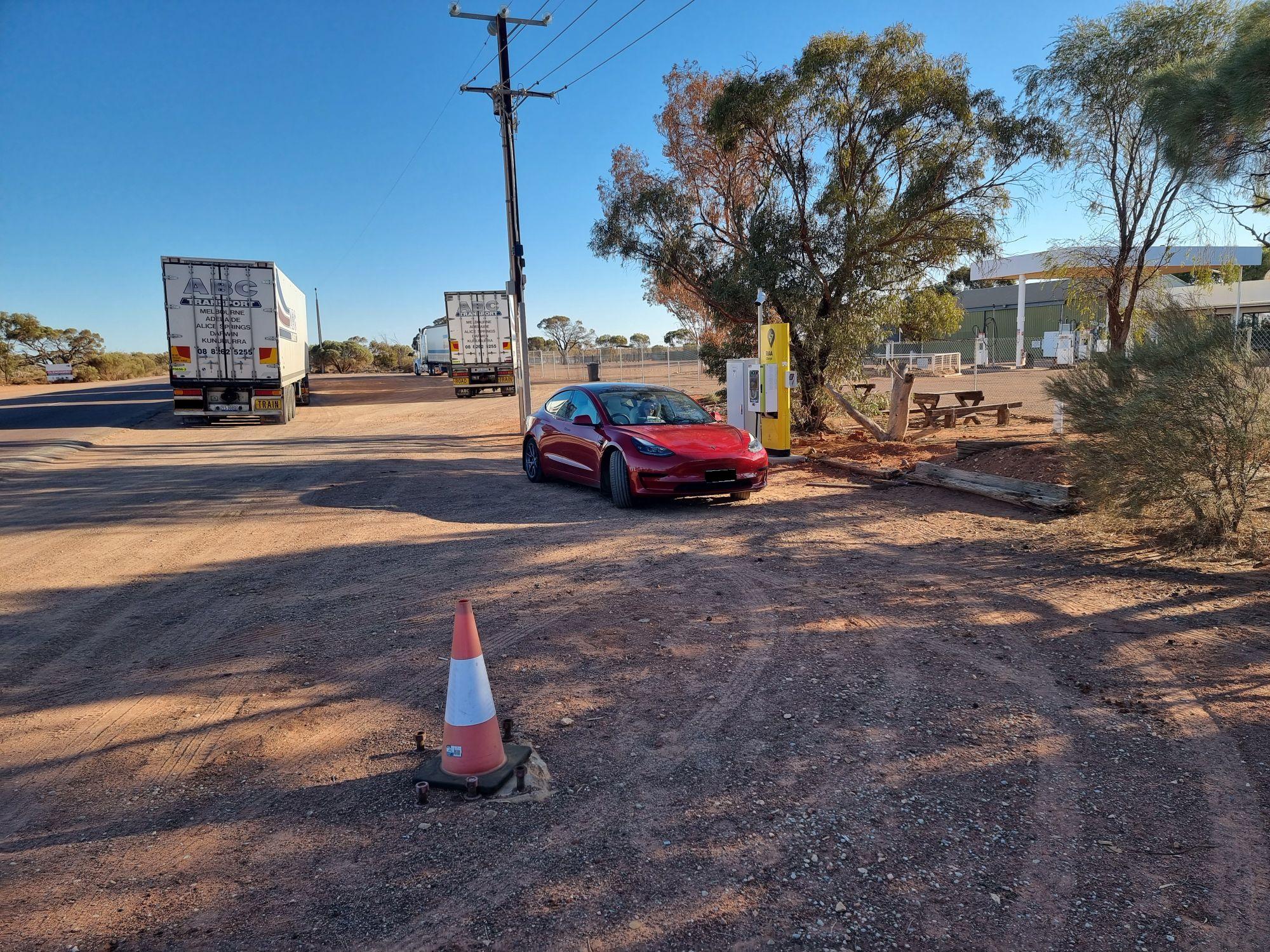 Glendambo Roadhouse | Glendambo, SA | EV Station